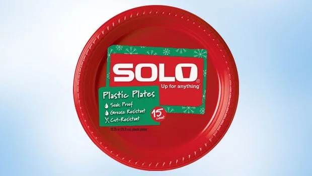 Solo Plates Holiday Red, 10.25 in — Global Distributors