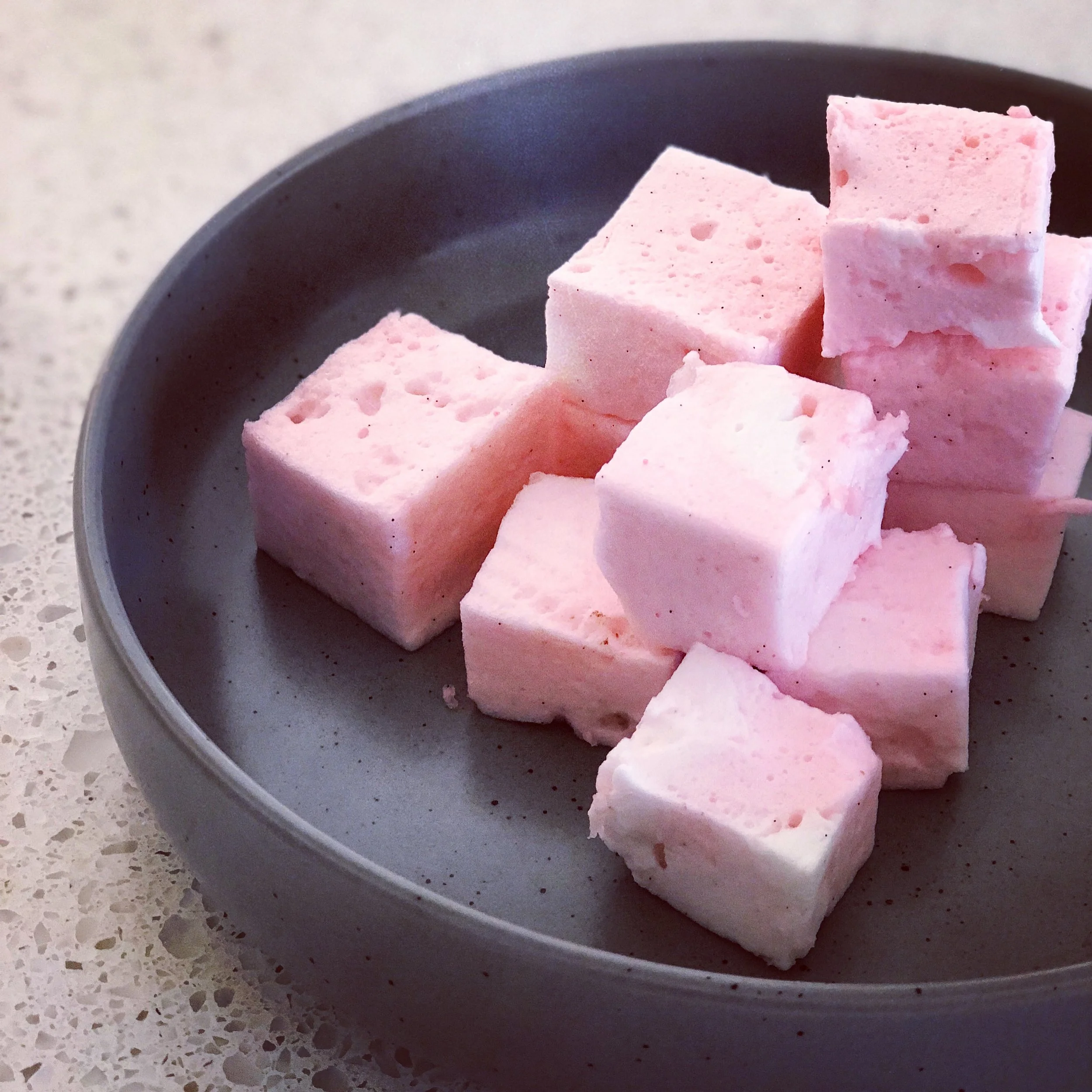 fluffy-sugar-free-marshmallows-clean-eats-from-a-filthy-mouth