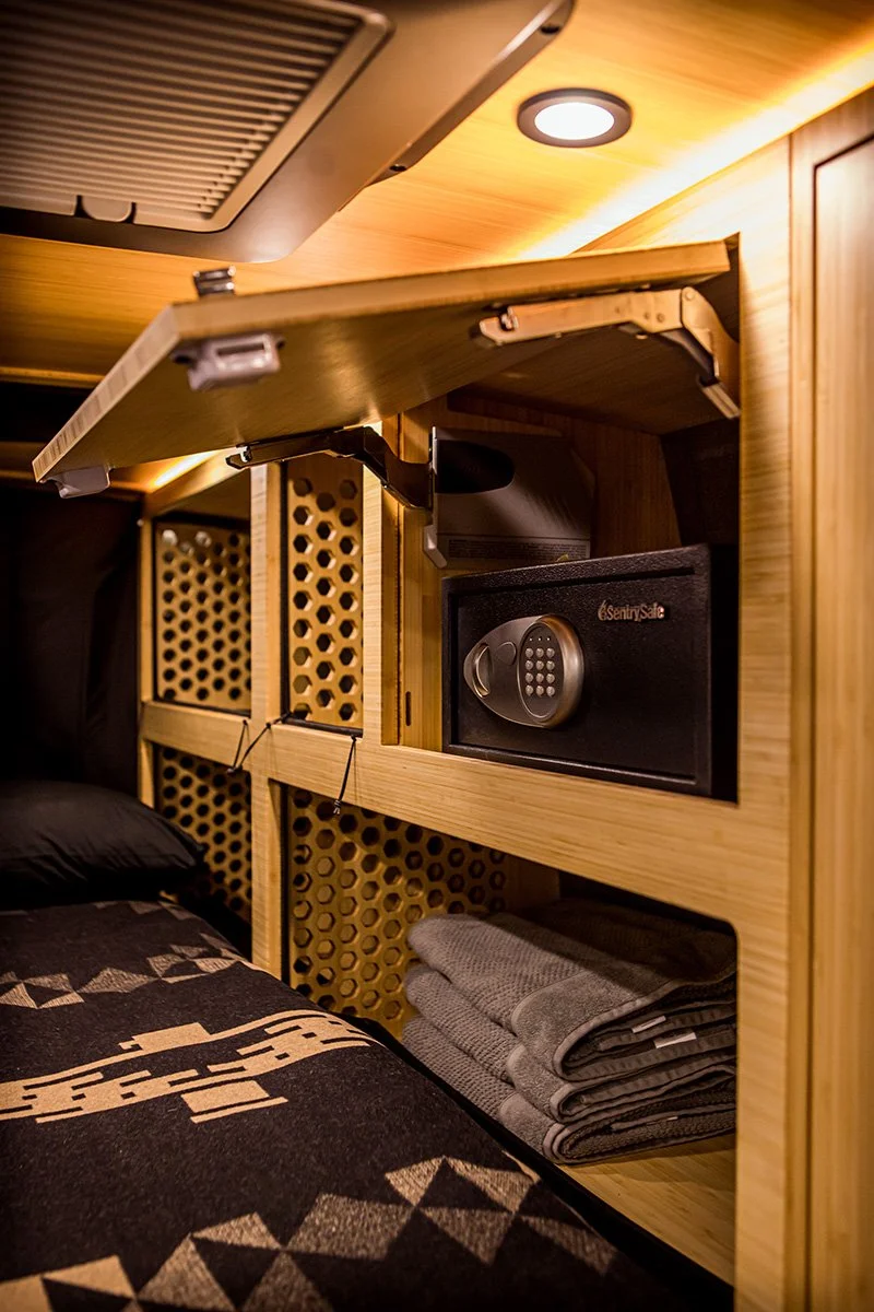 Colvos | Elementum Adventure Vehicles