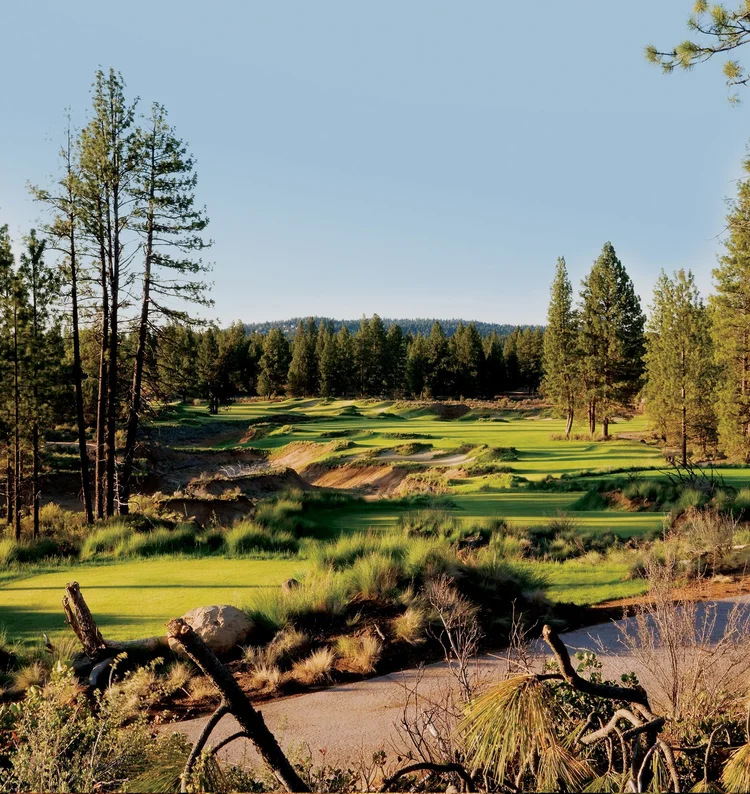Uncover Top Golf Resorts Oregon - TMI Golf Escapes