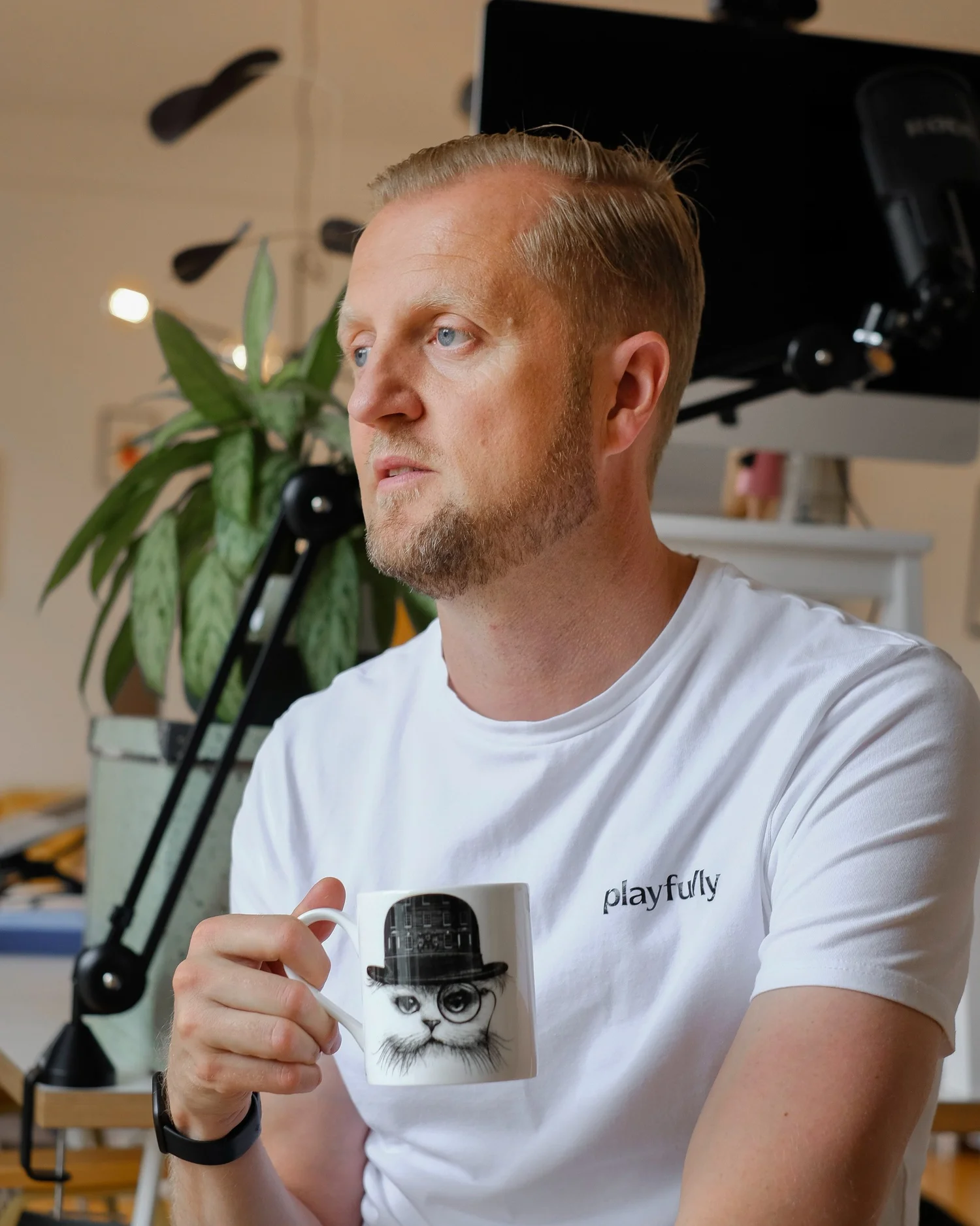 The Power of Hand Gestures - Learn to master when speaking in public ...