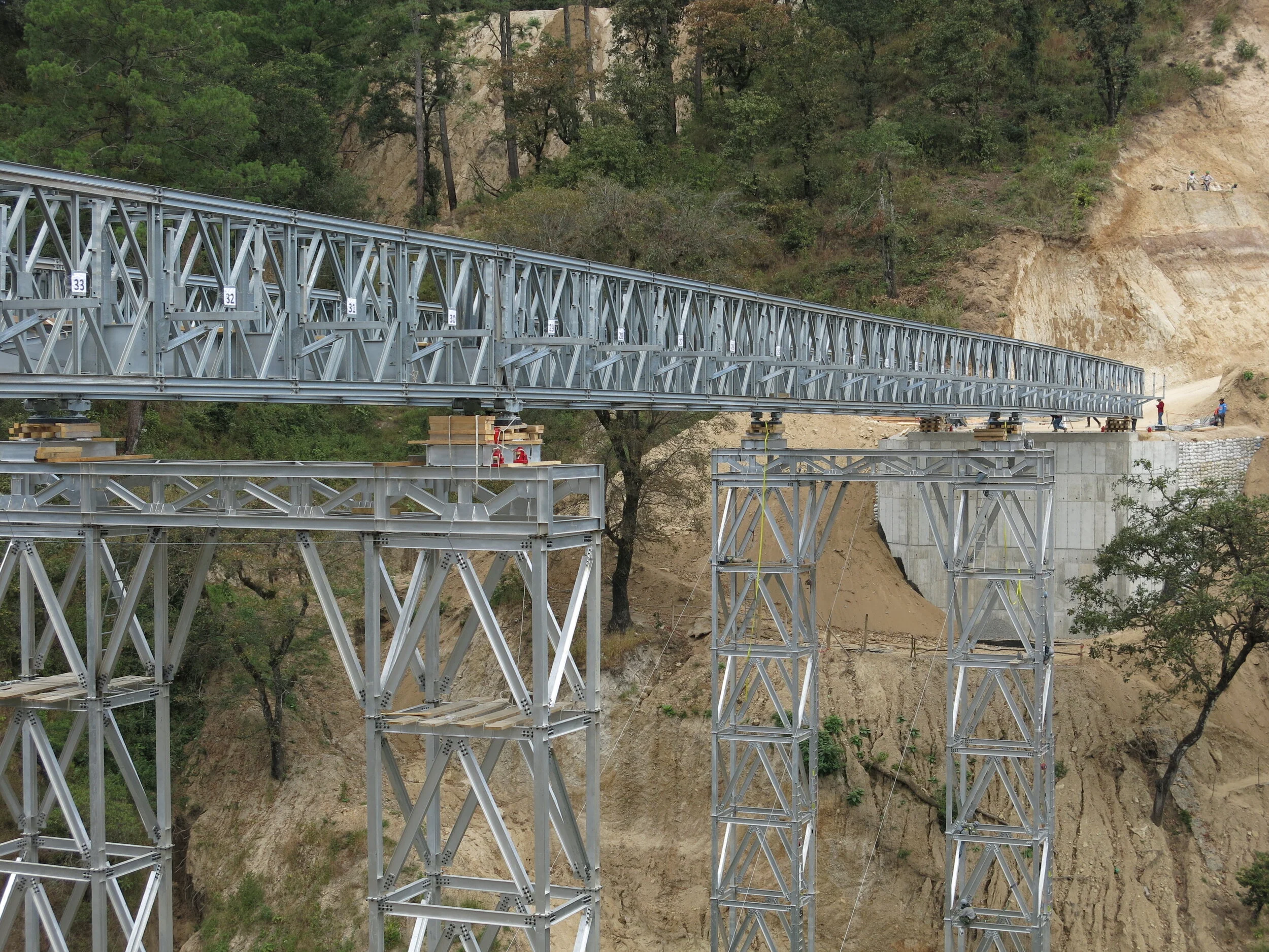 88-metre multi-span junction panel bridge in Guatemala — Waagner Biro ...