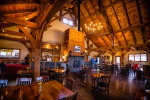 Sanders Ridge Vineyard + Winery