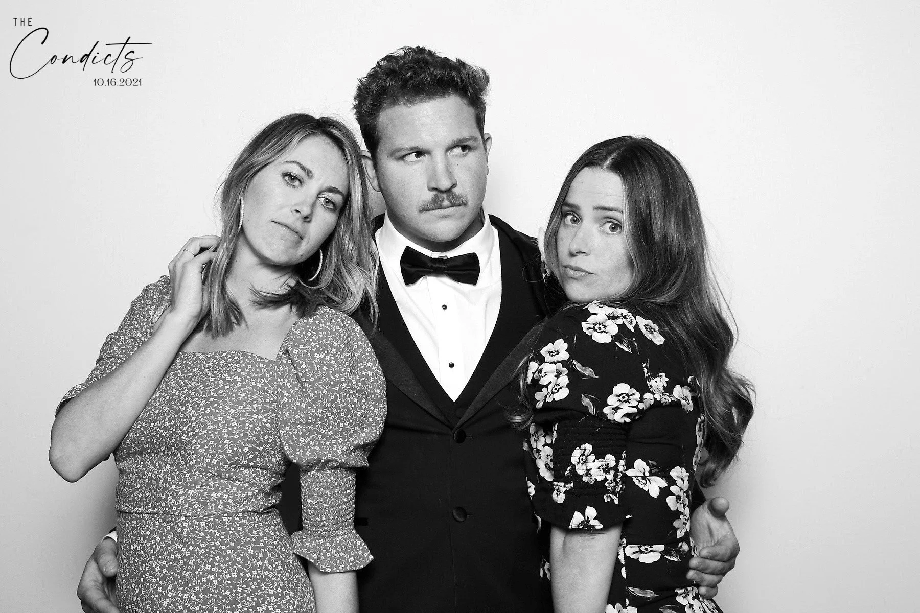 Portrait Style Booth — Rivertown Photo Booths