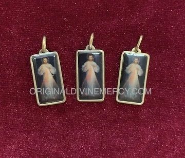 Original Image of Divine Mercy Round Pendant — Original Divine Mercy ...