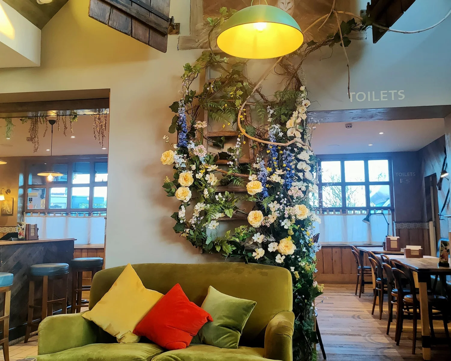 Spring Display for The Potting Shed in Kent with artificial spring ...