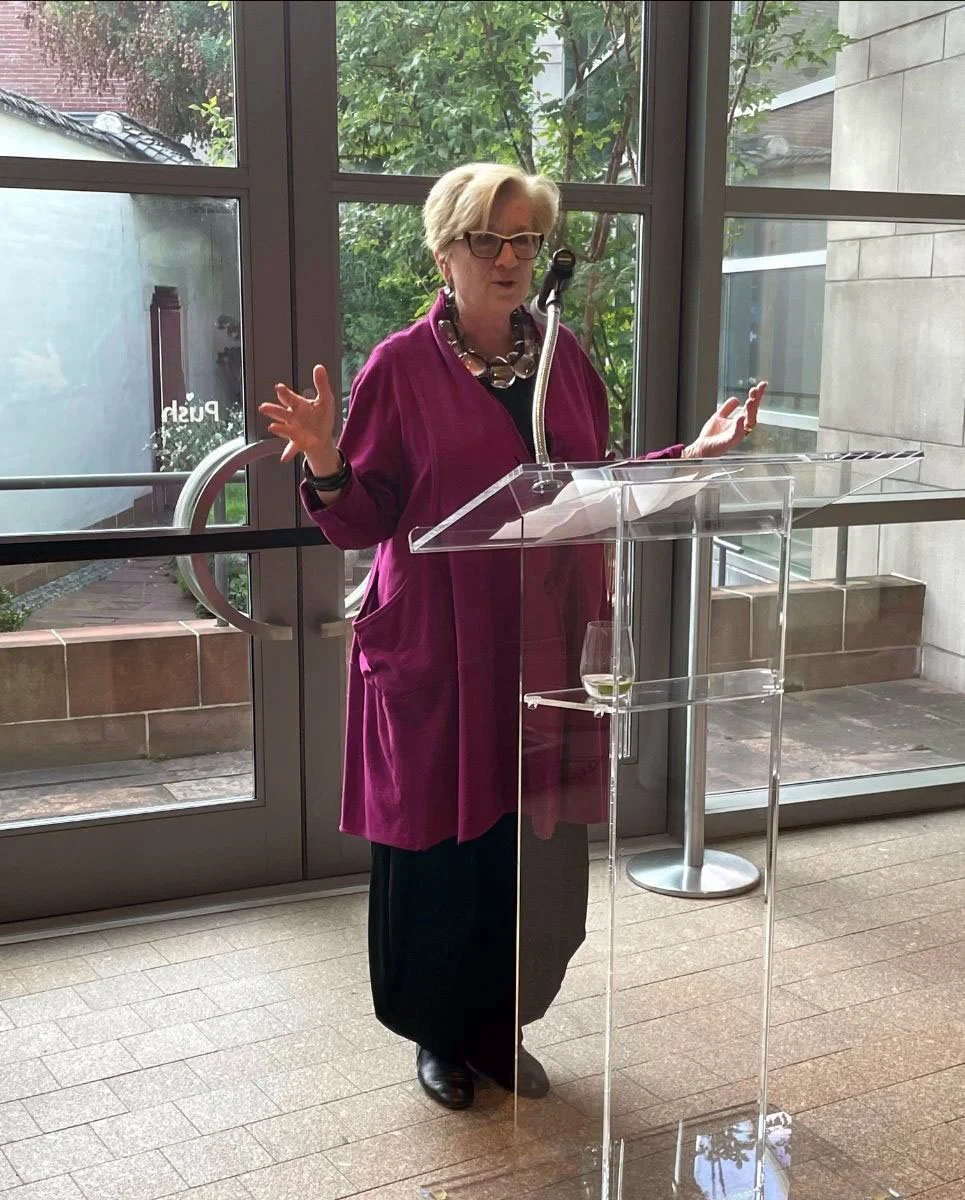 Cape Ann photos of people at museums, galleries, theaters, parties ...