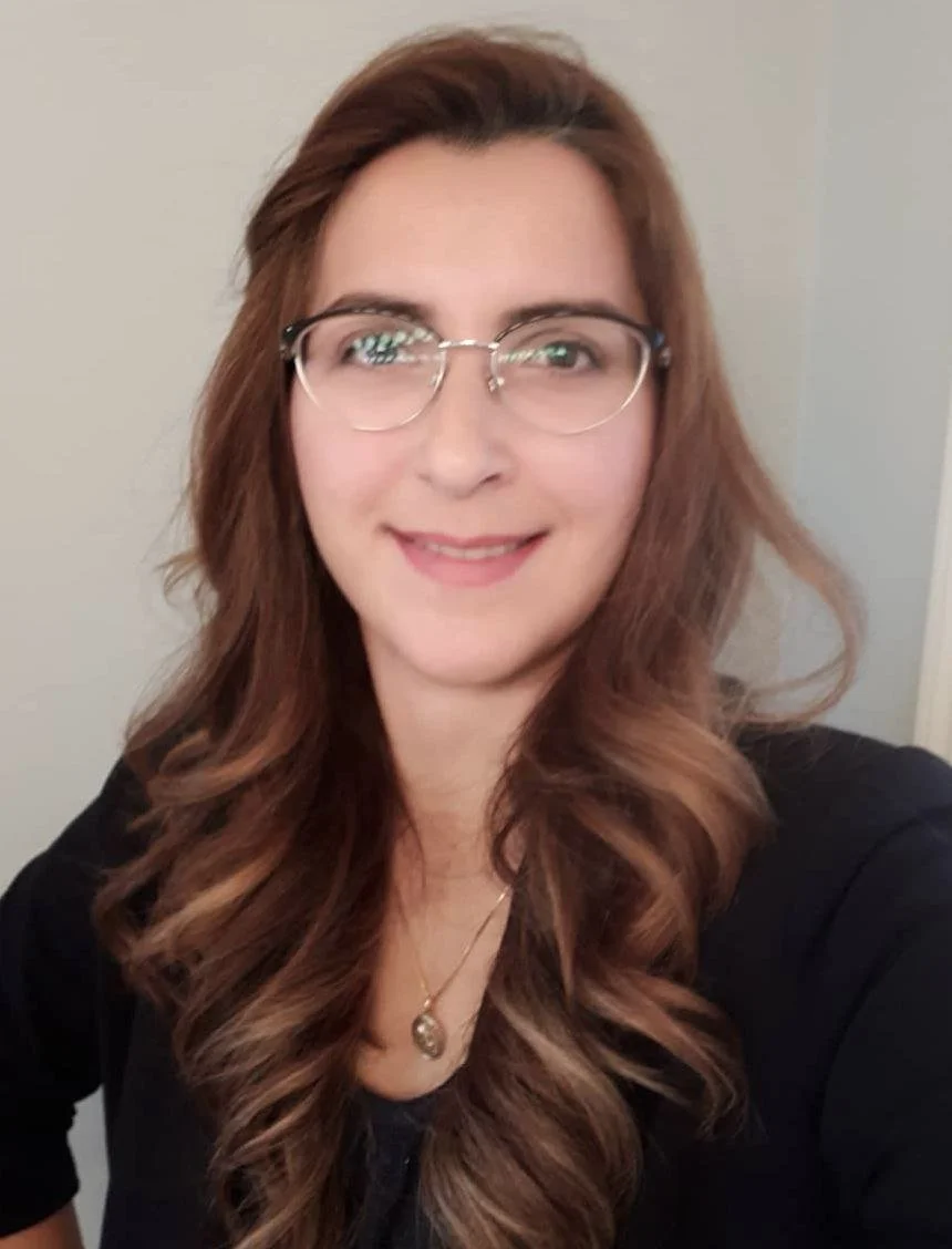 Ellie Khalili — Making Changes