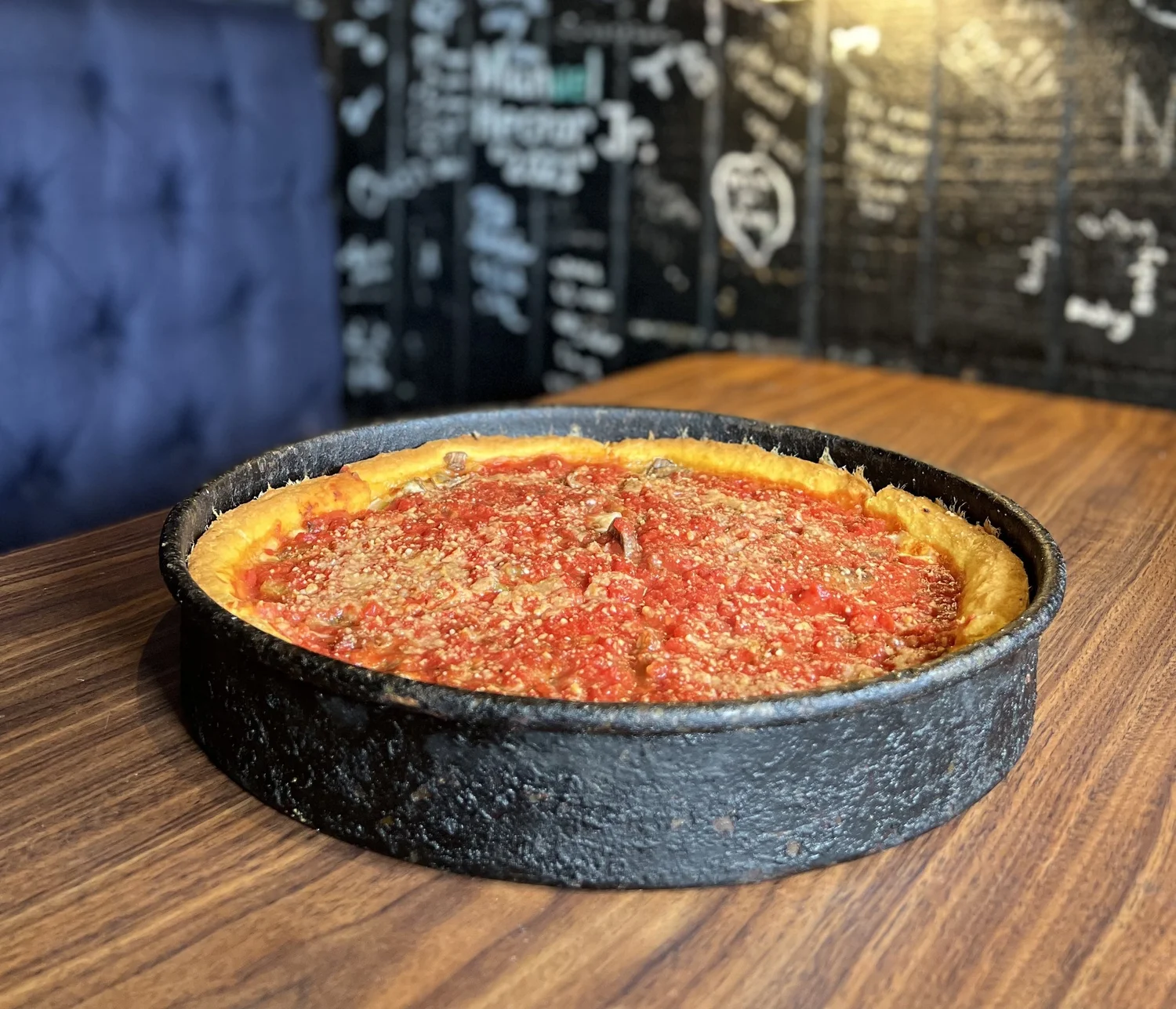 Choose the Best Deep Dish Pan for Crispy Pizza