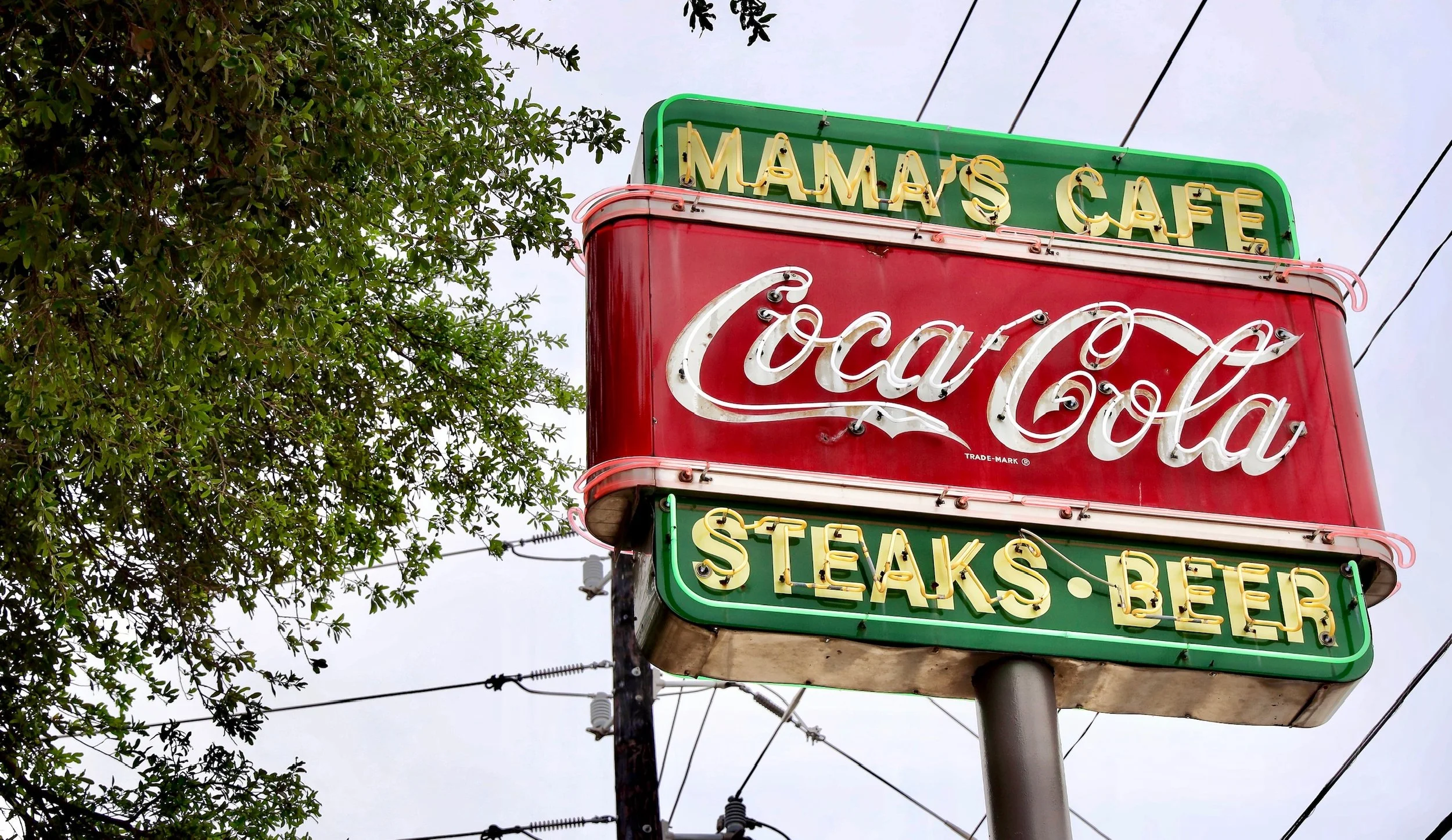 Mama's Cafe | San Antonio's Best Homestyle Comfort Food Made from Scratch
