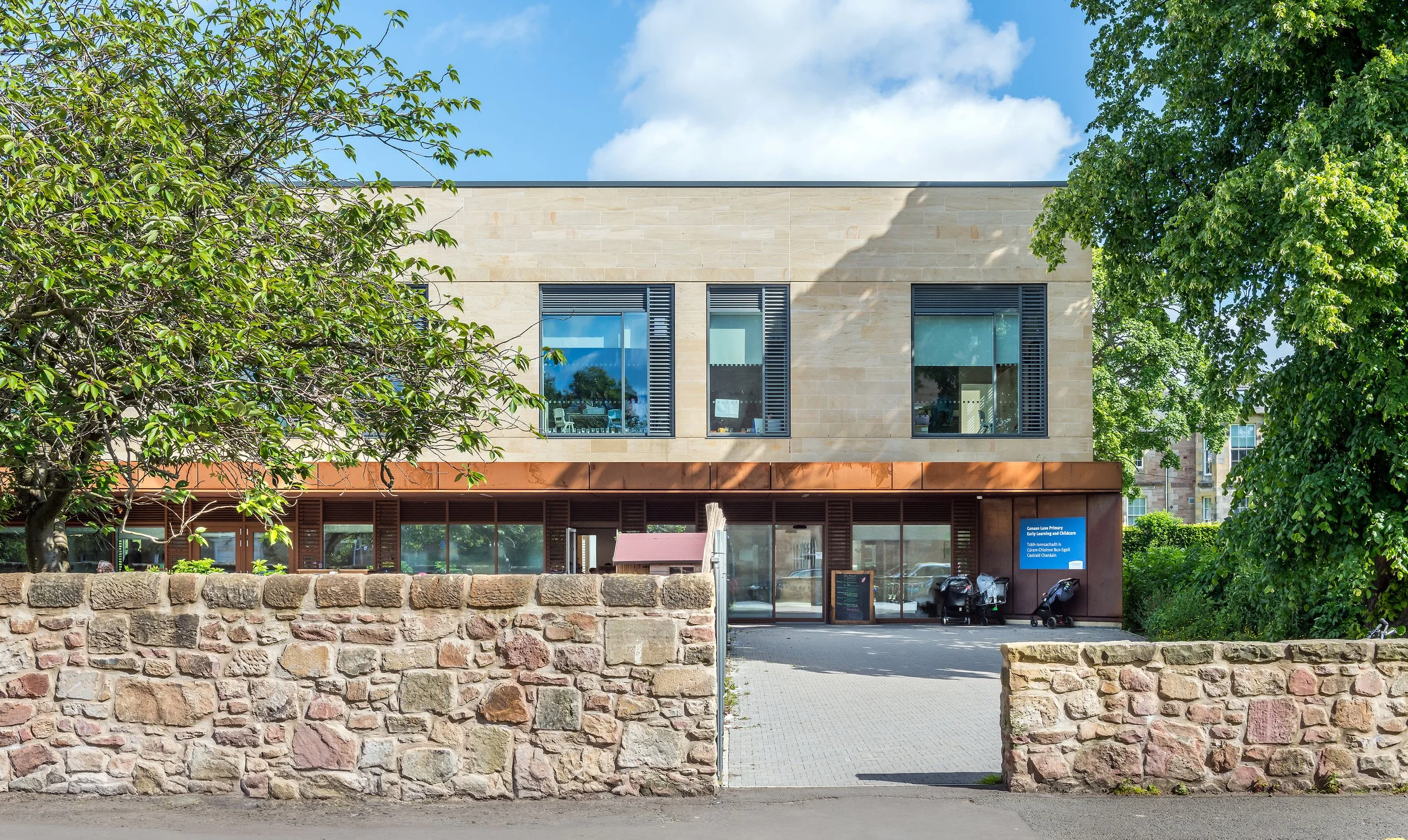 Canaan Lane Primary School — Holmes Miller | Architectural Practice