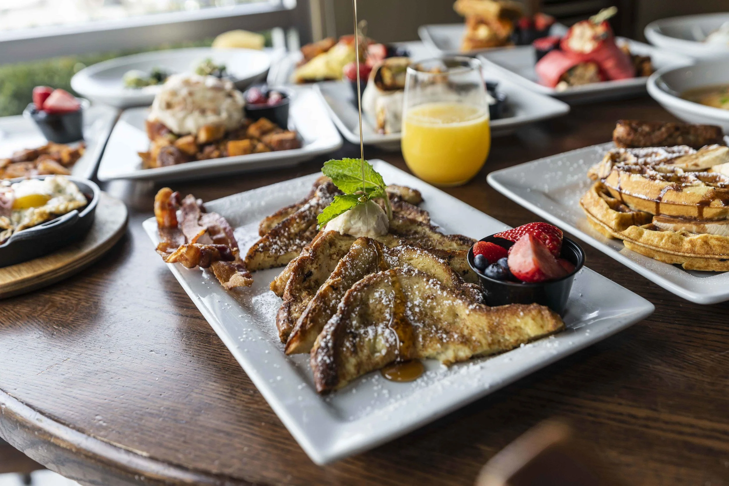 Ale House Gallery — Ale House Columbia