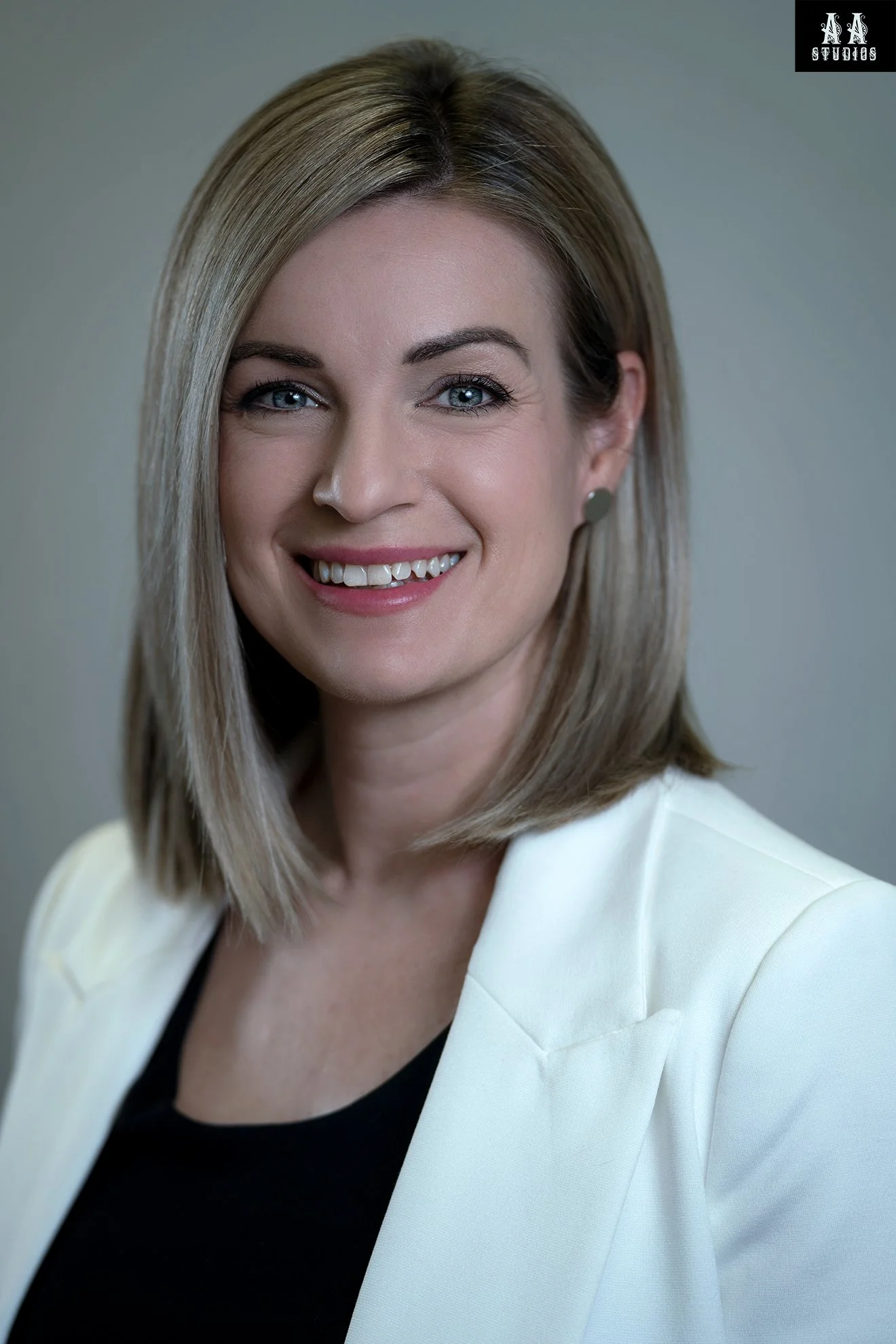 Lansing, Michigan Headshot Photographer — AA Studios LLC