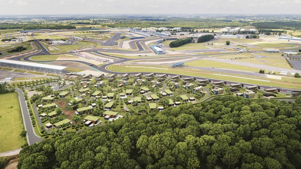 Five incredible private race track residences and country clubs — Detour