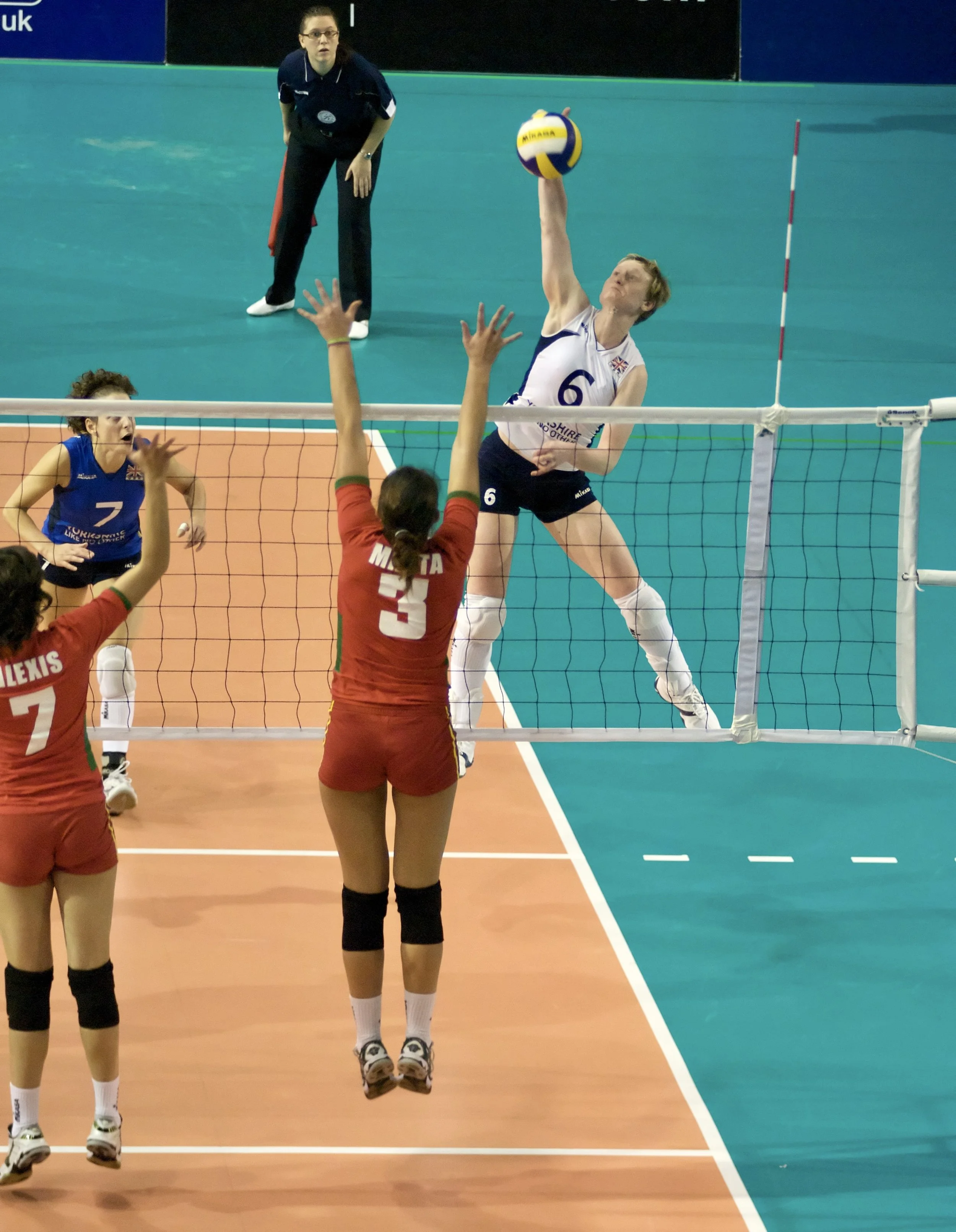 Hall of Fame - Jenn Taylor — Volleyball England Foundation