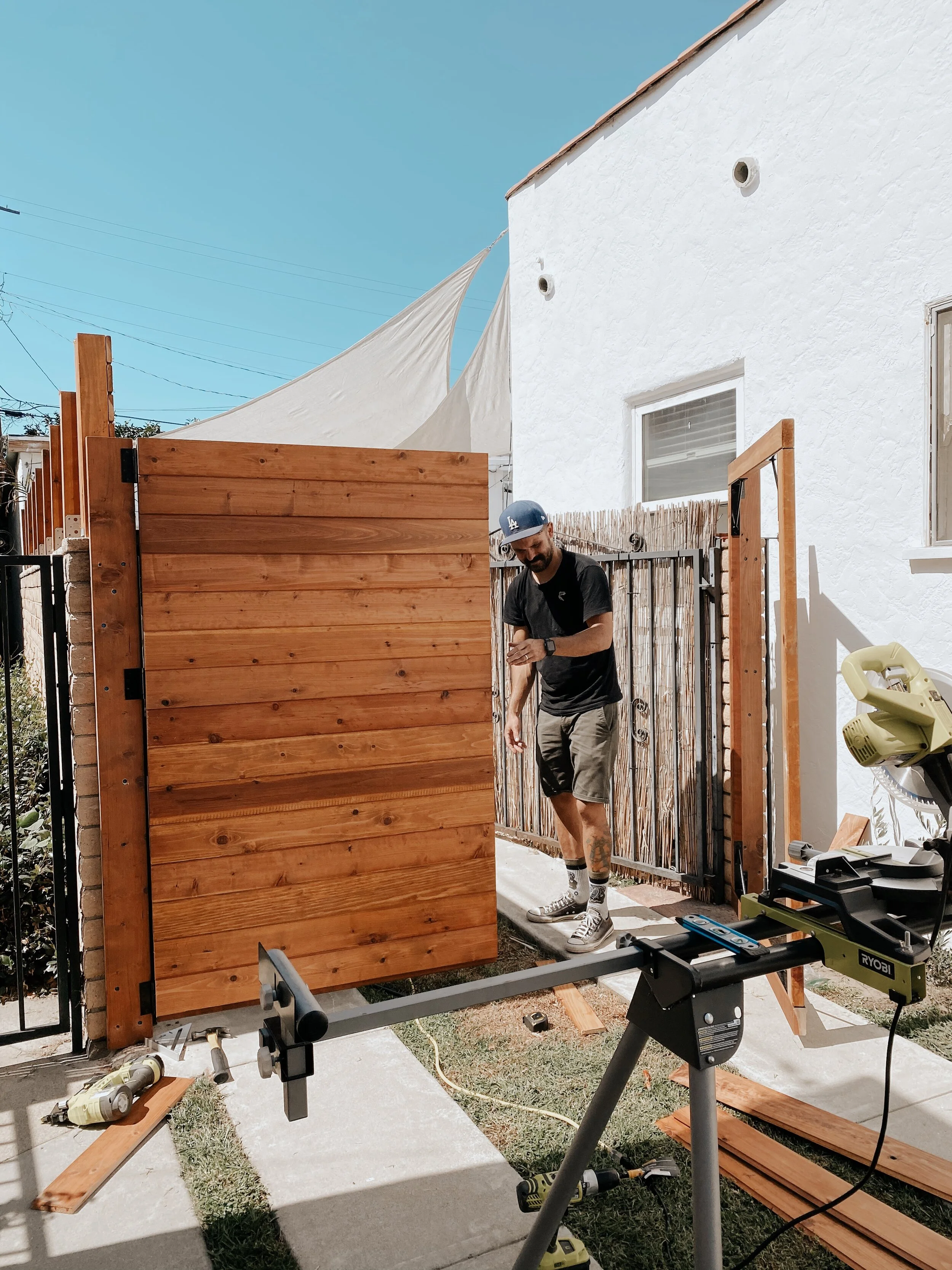 DIY: How To Build a Modern Wood Gate — Blanco Bungalow