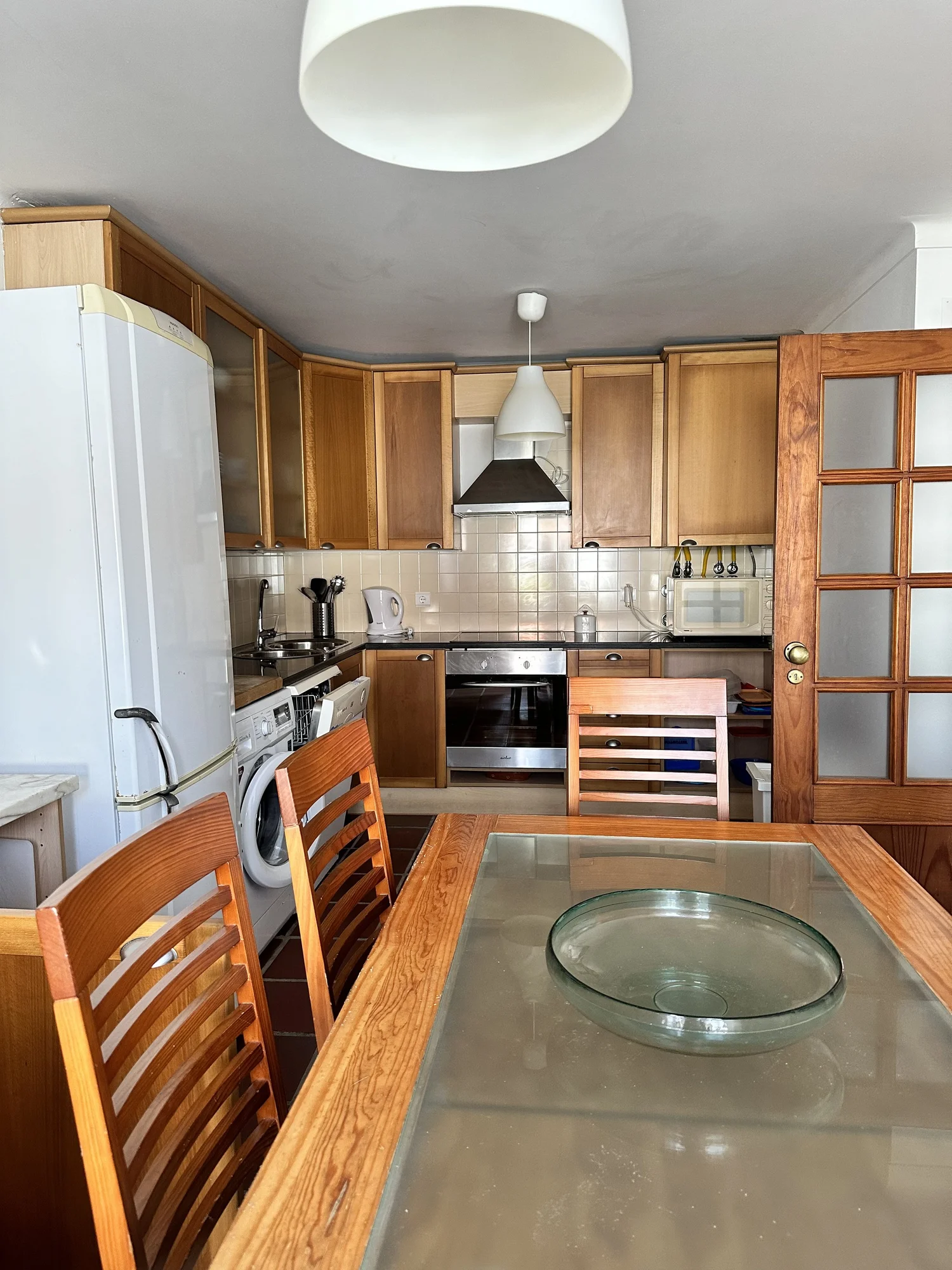 DIY: How to build a Quick Budget-Friendly Kitchen with Concrete Blocks ...