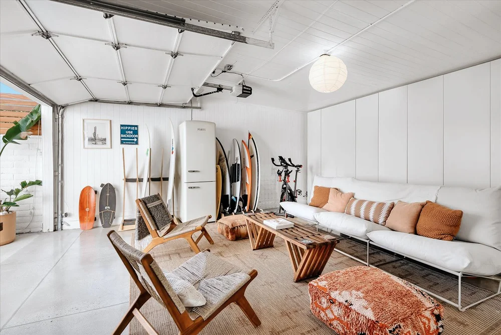 SURF SHACK — Blanco Bungalow