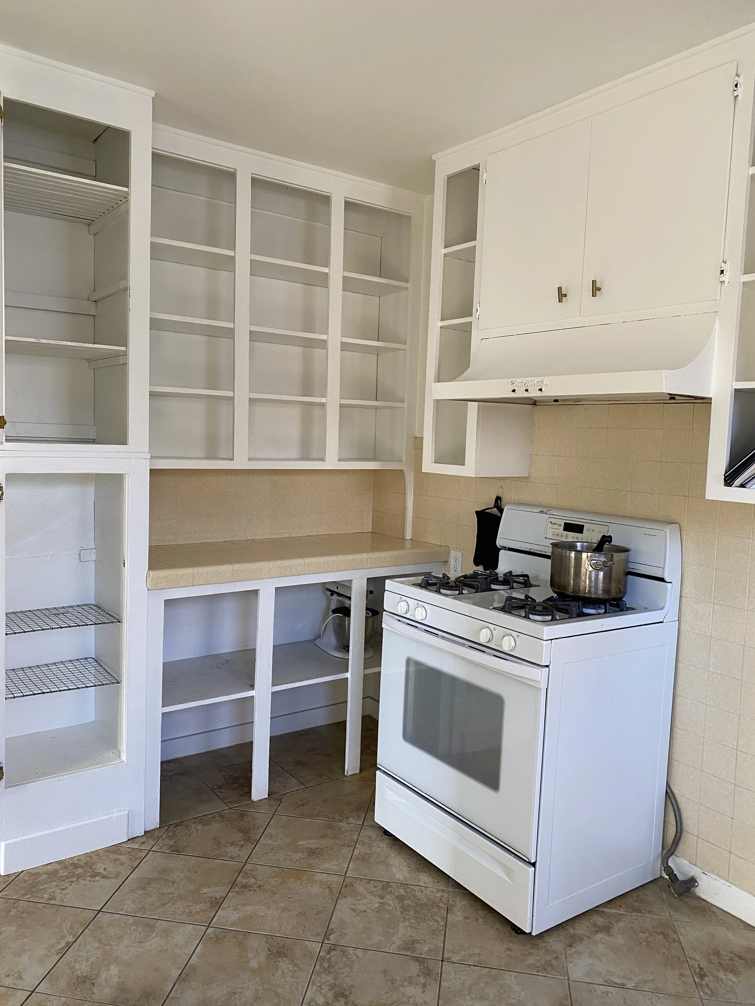 Our Spanish Bungalow Kitchen Renovation: Week 1 — Blanco Bungalow