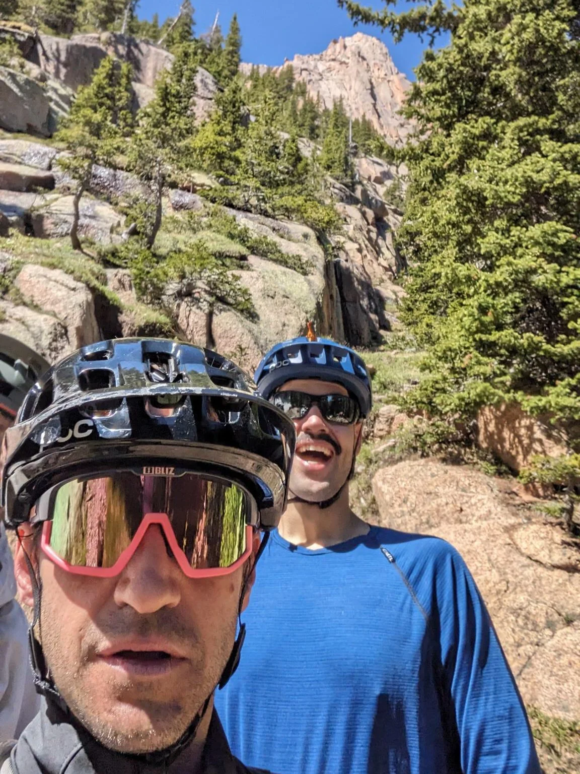 Routes Outfitter - RIDE | RUN | HIKE