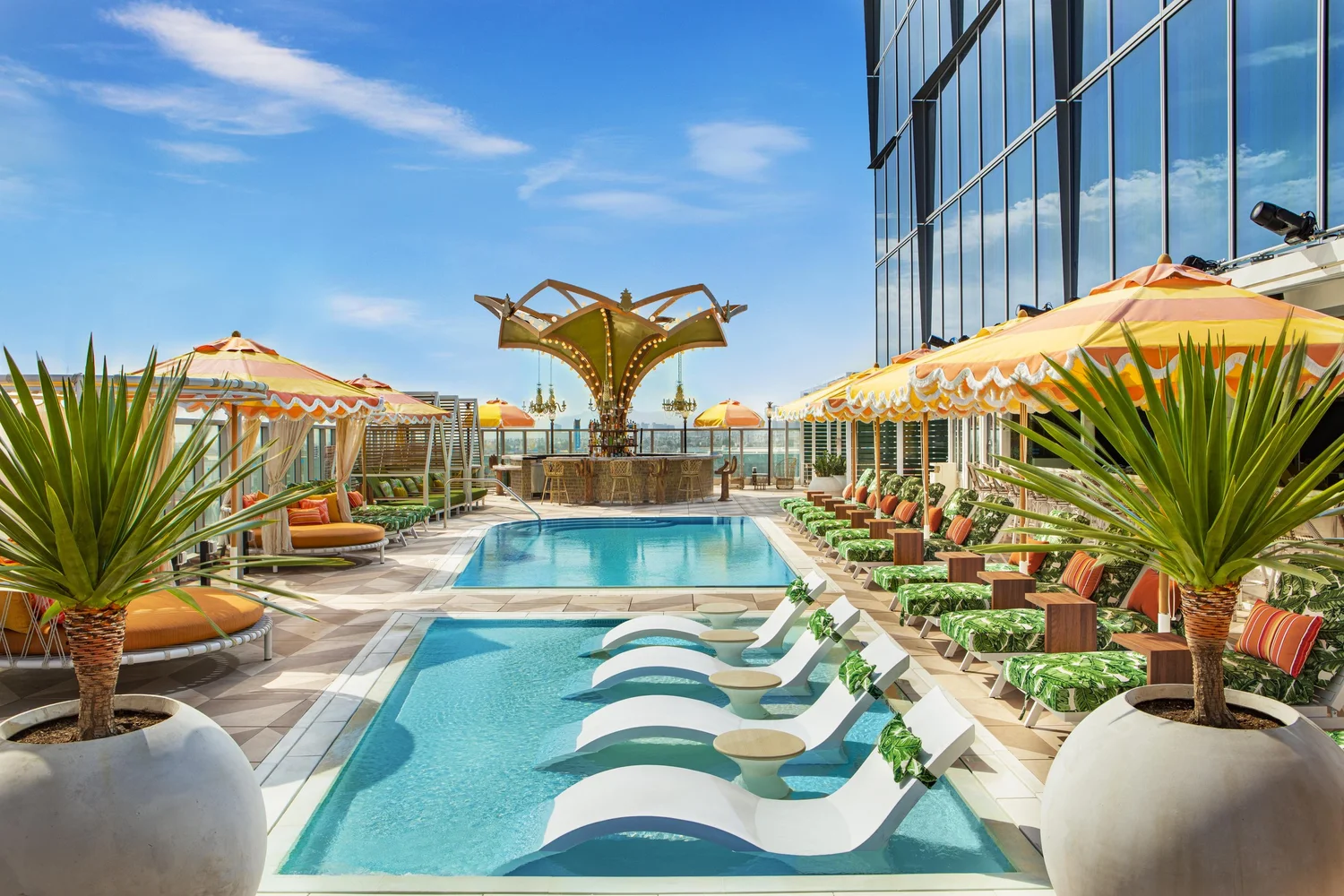 Moxy Los Angeles — BASILE STUDIO