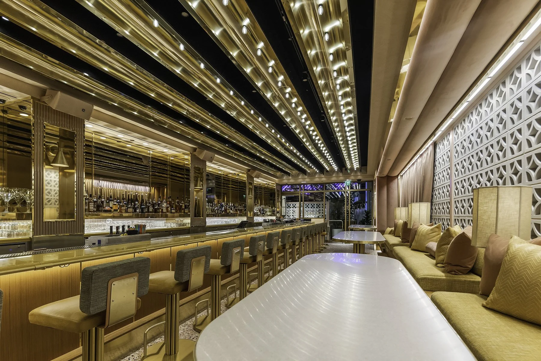 Rhumbar — BASILE STUDIO