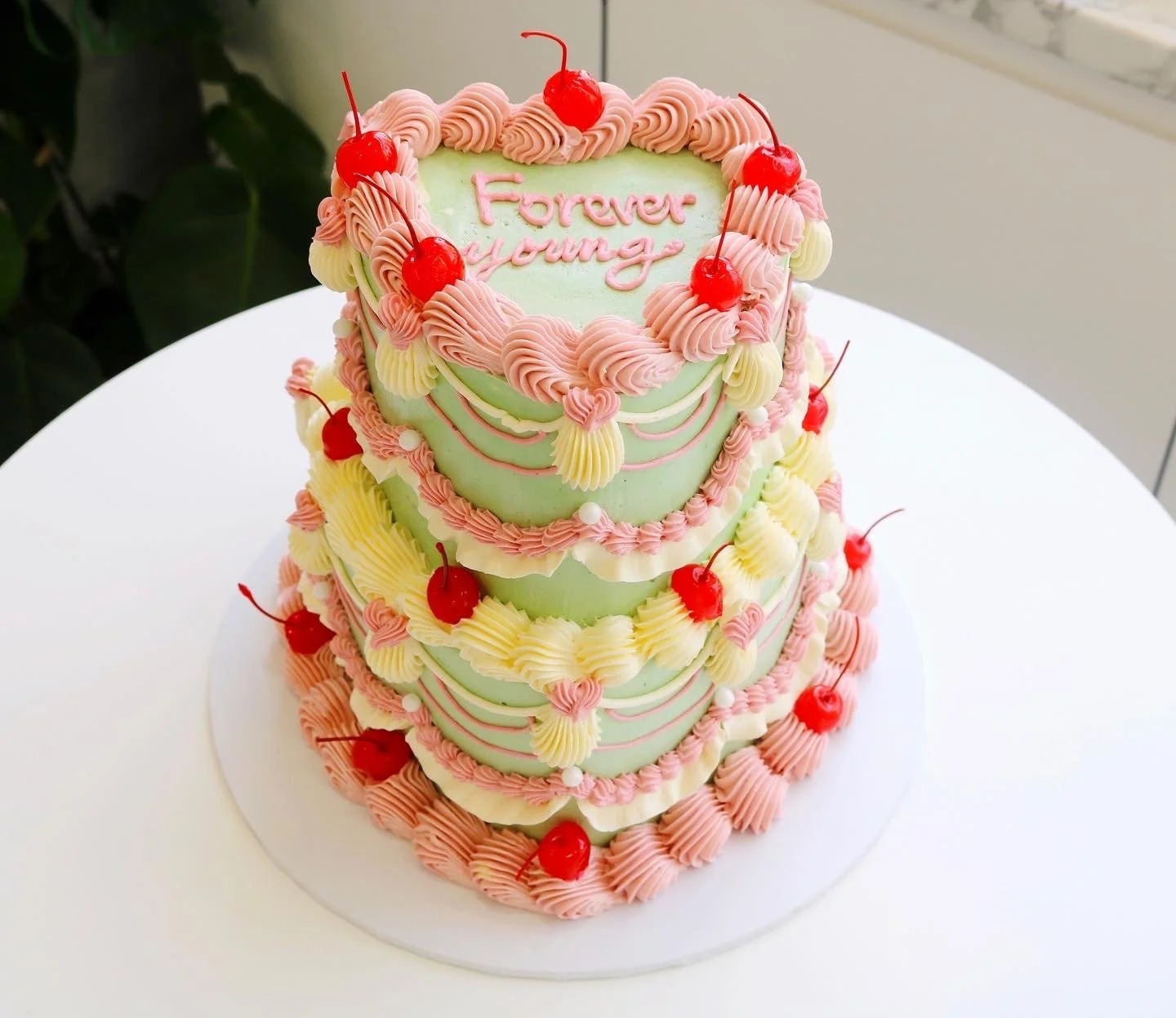 Two Tiered Vintage Heart Cake | London | Em Cakes