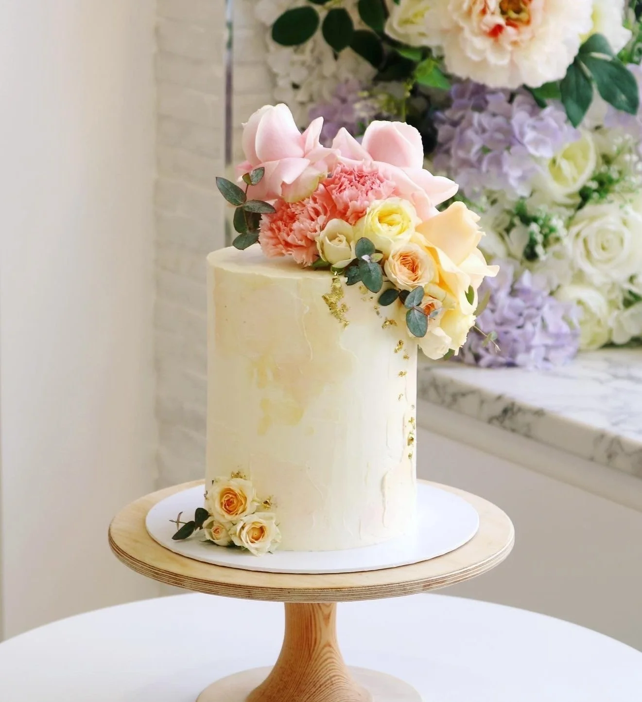 Bianca | Vintage Cake | Wedding | Em Cakes