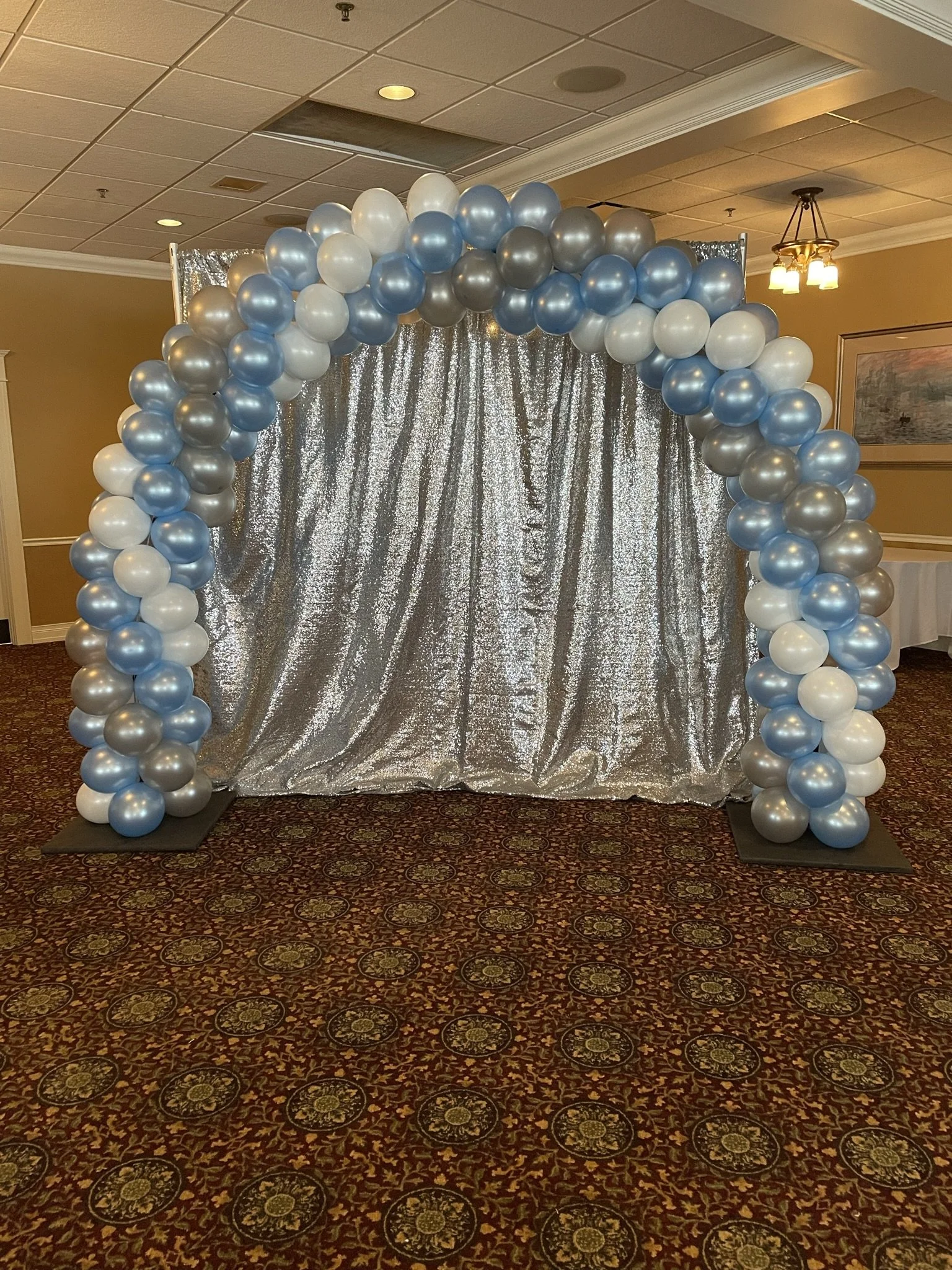 Classic Balloon Arch — Lauralloons