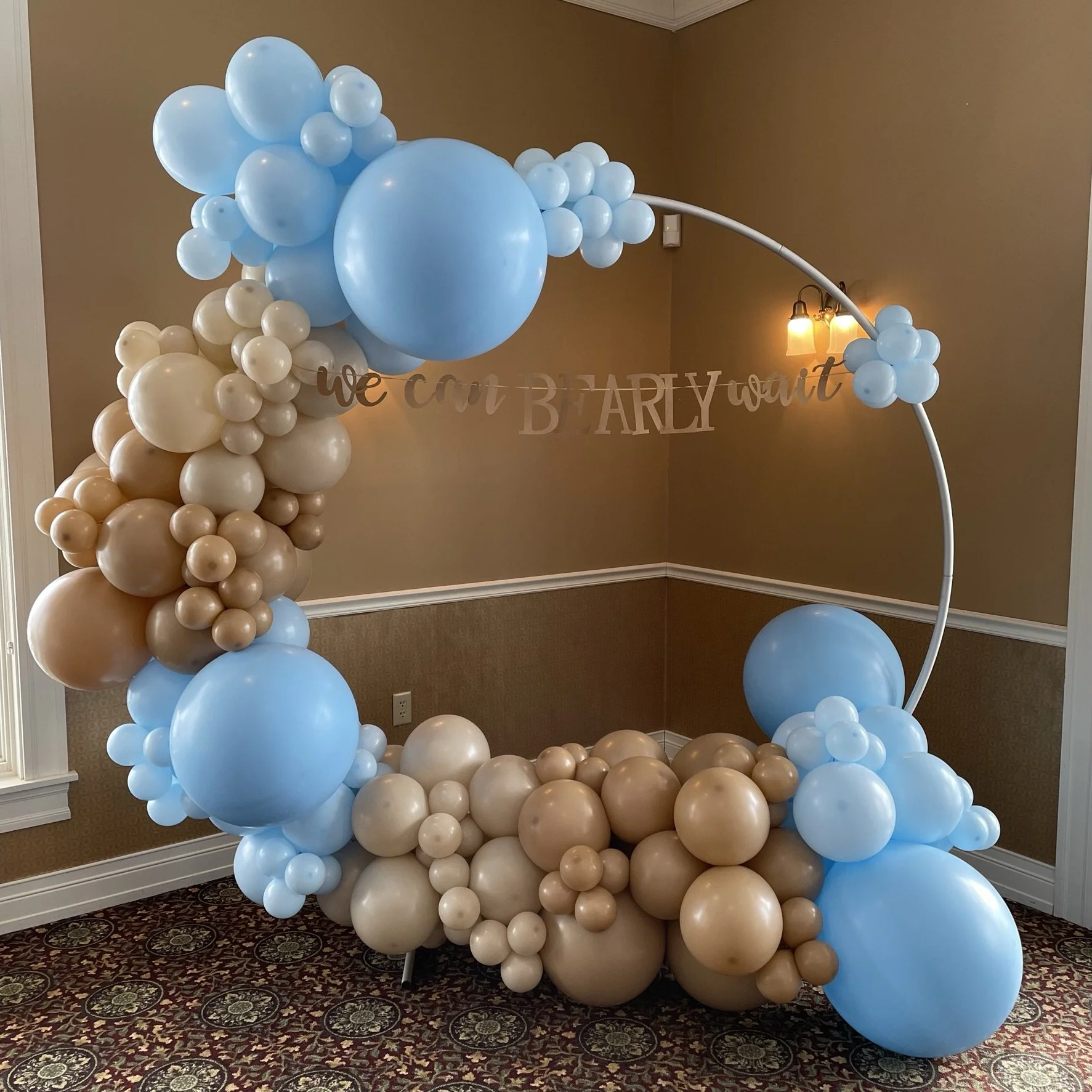 Circle Arch — Lauralloons