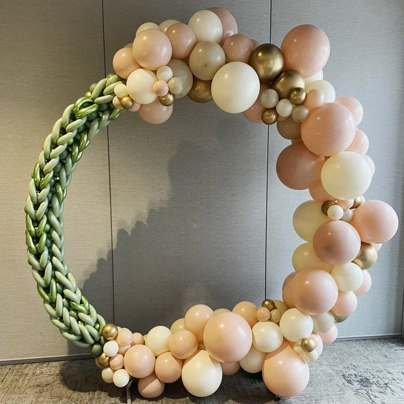 Circle Arch — Lauralloons