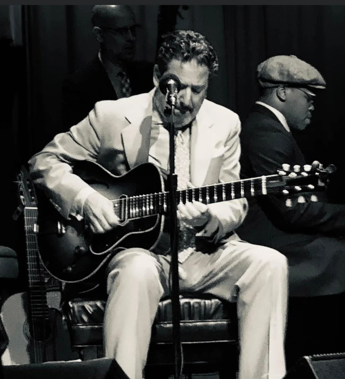 Thorell Fine Guitars