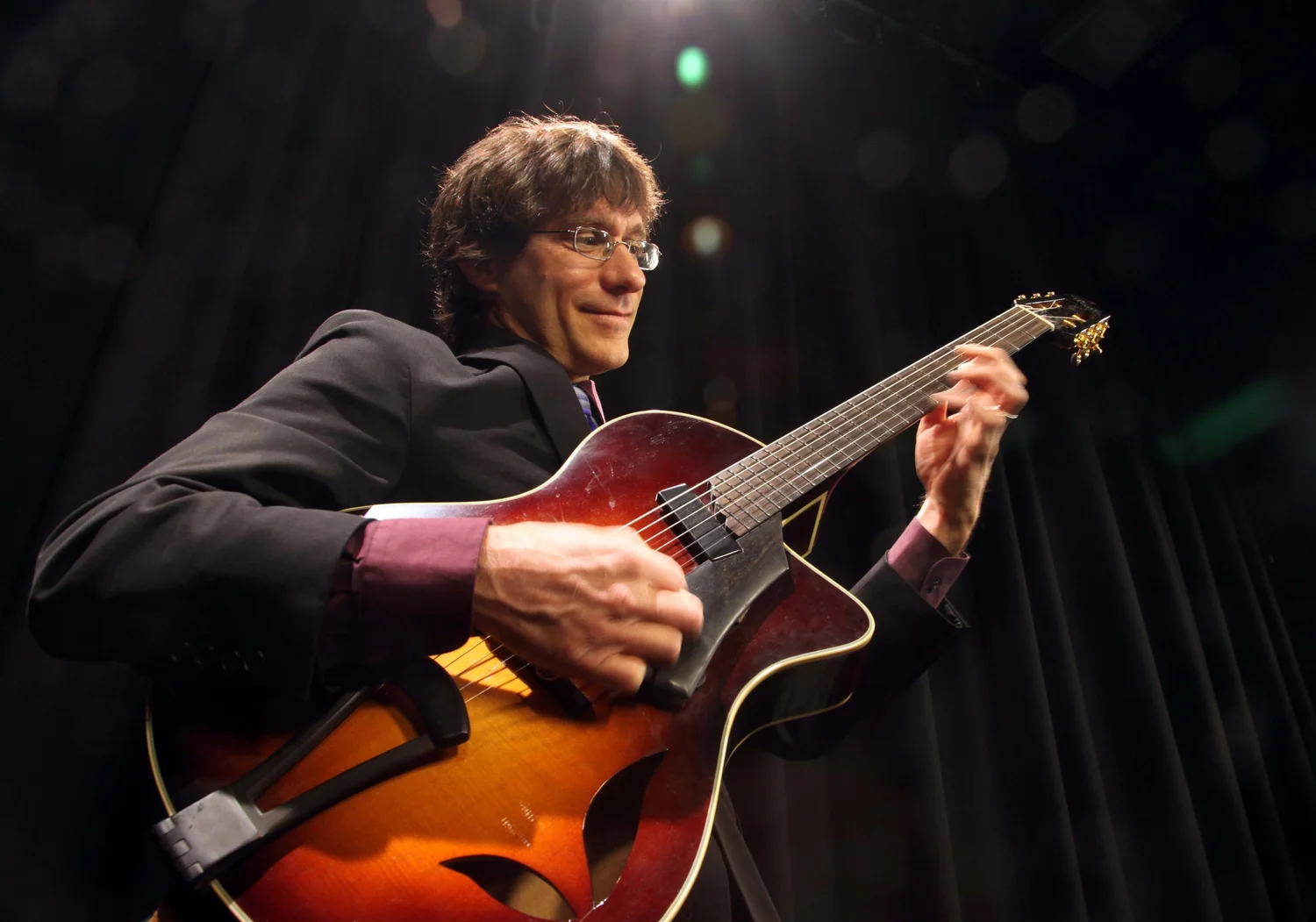 Thorell Fine Guitars | Discover Your Perfect Guitar Today