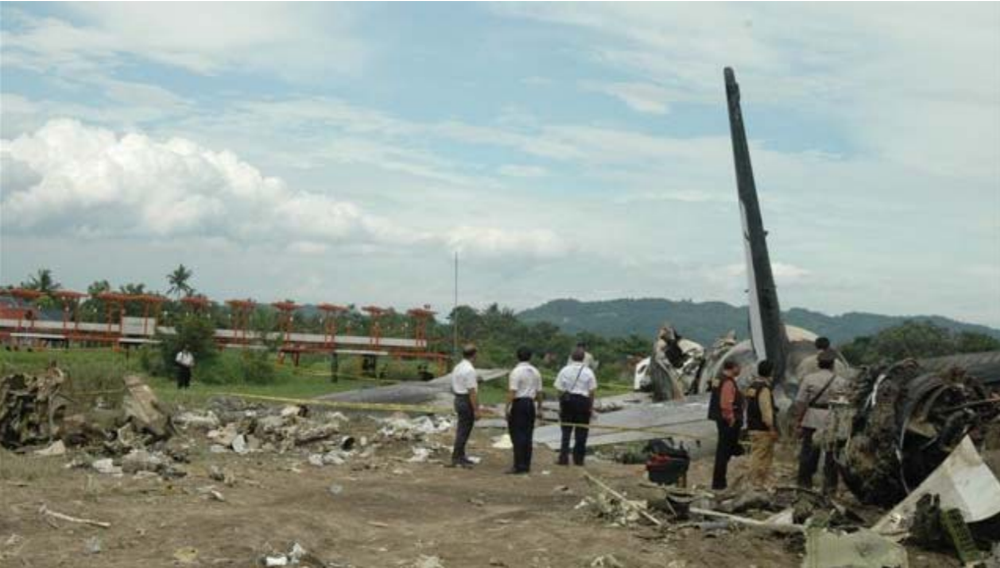 Garuda Indonesia flight 200 — Hard Landings Podcast