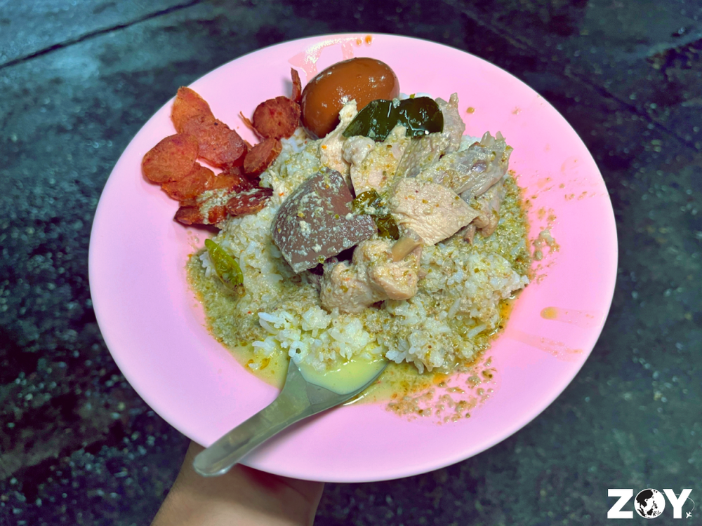 Khao Gaeng Jek Pui (Bangkok, Thailand): The Thai Curry and Rice Stall ...