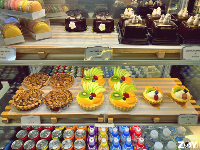 Here Cafe: A Massive Cafe in Clark Freeport Zone (Pampanga) — Zoy To ...