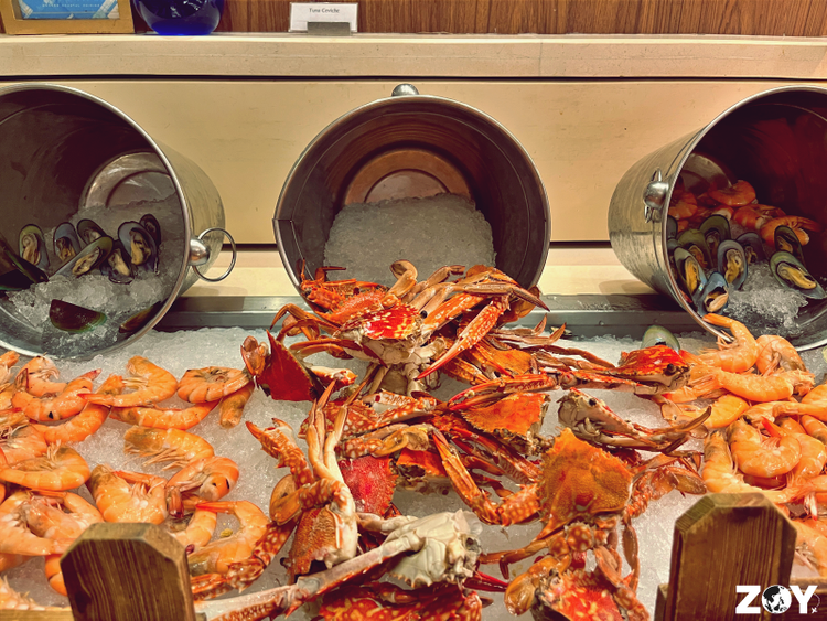 Sapphire (Henann Crystal Sands Resort): Incredible Seafood Buffet and ...