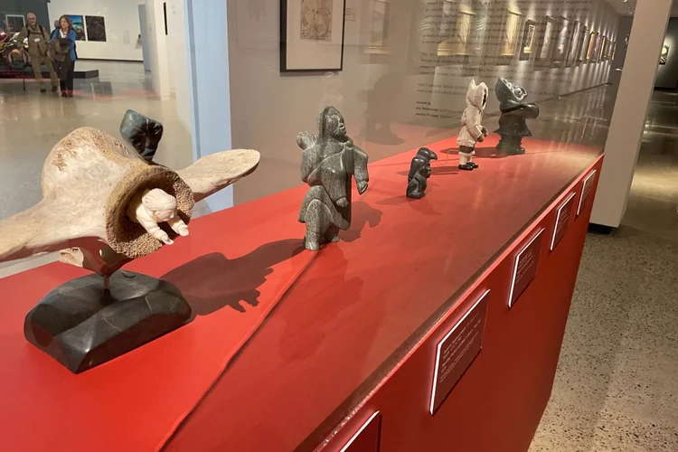 KAKINIIT/HIVONIGHIJOTAA: Inuit Embodied Practices & Meanings — Inuit ...