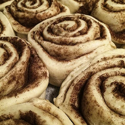 HOW TO: Form Cinnamon Rolls — Brenalou Bakes.