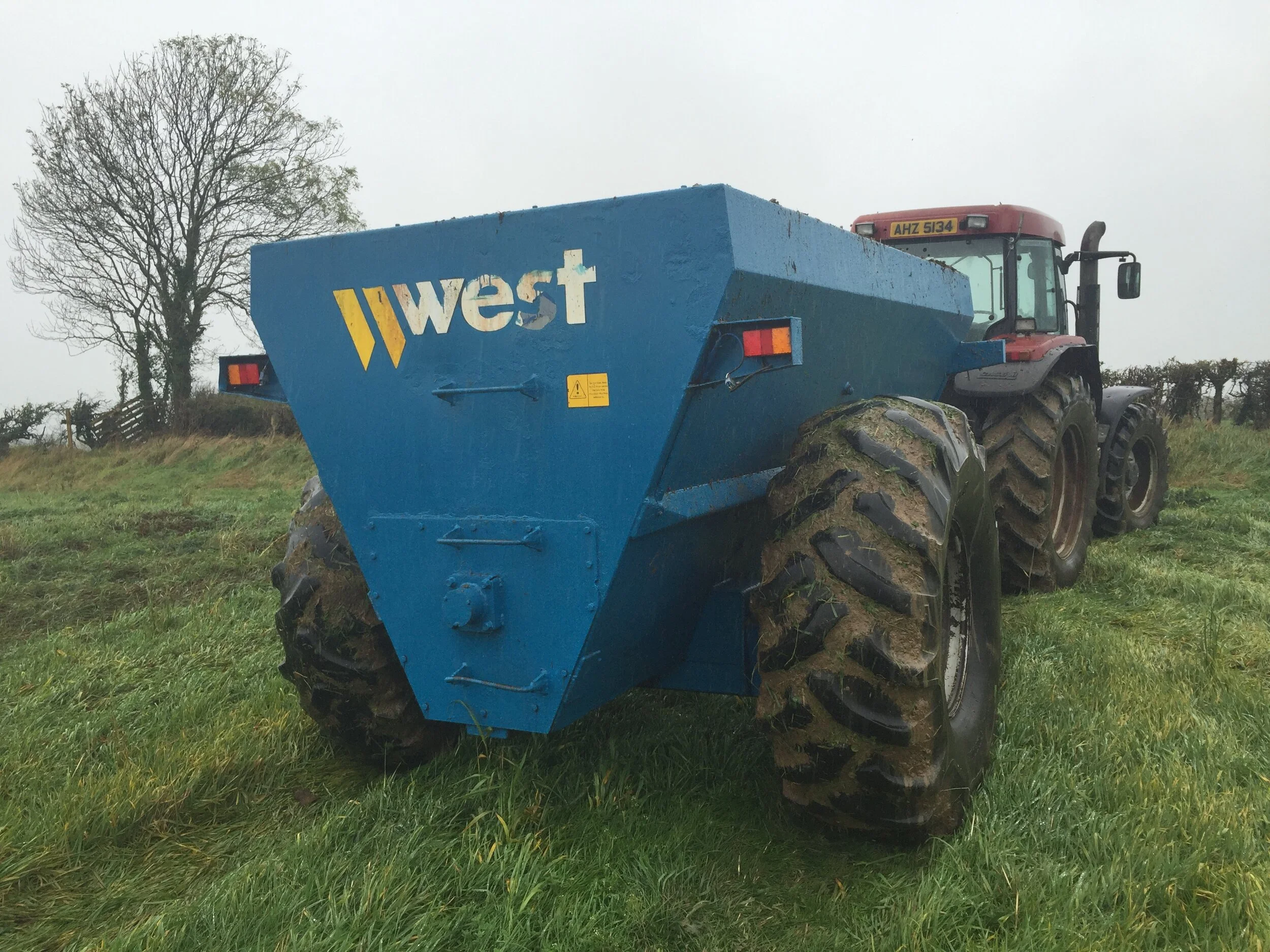 Manure Spreaders — James Osborne Farm Machinery