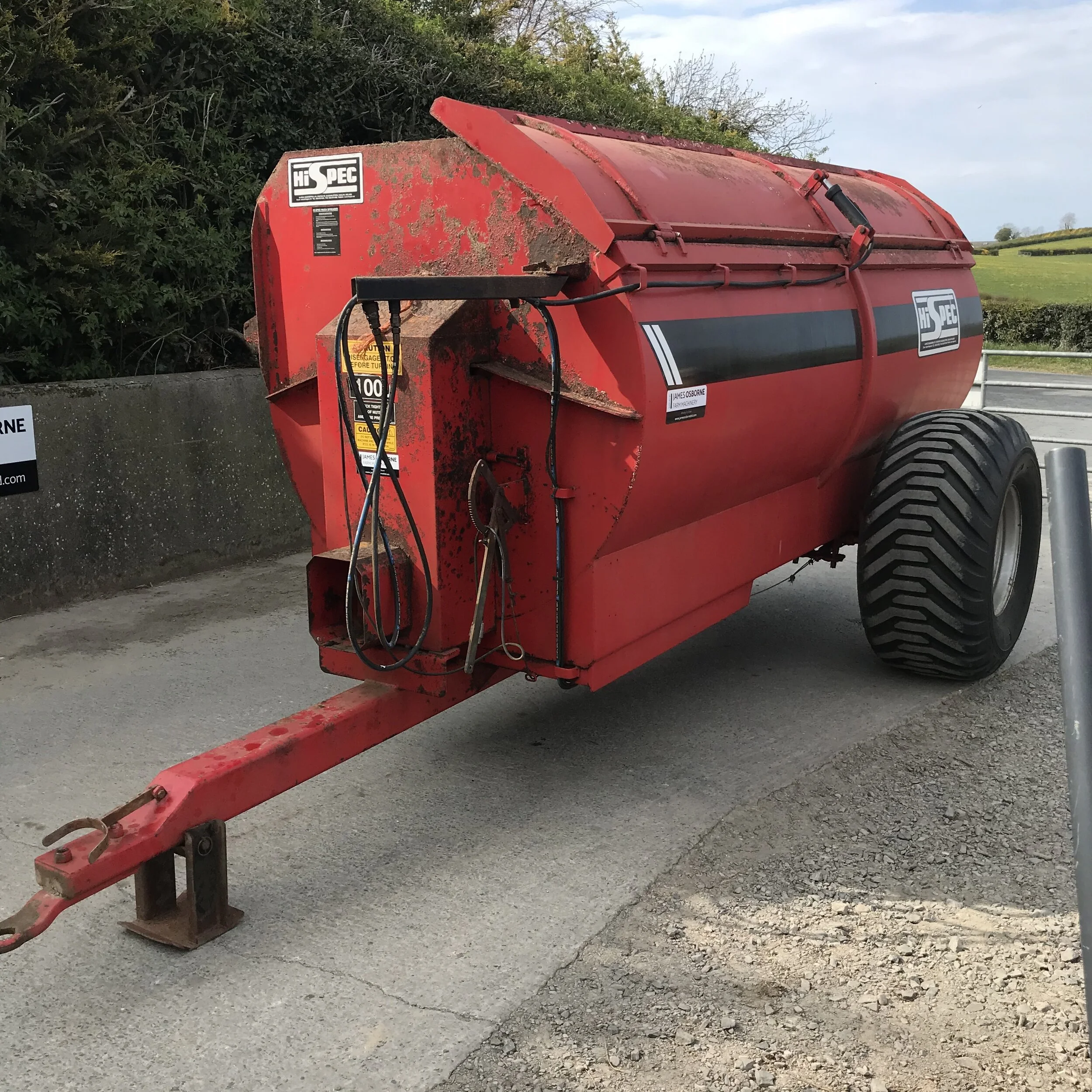 Manure Spreaders — James Osborne Farm Machinery