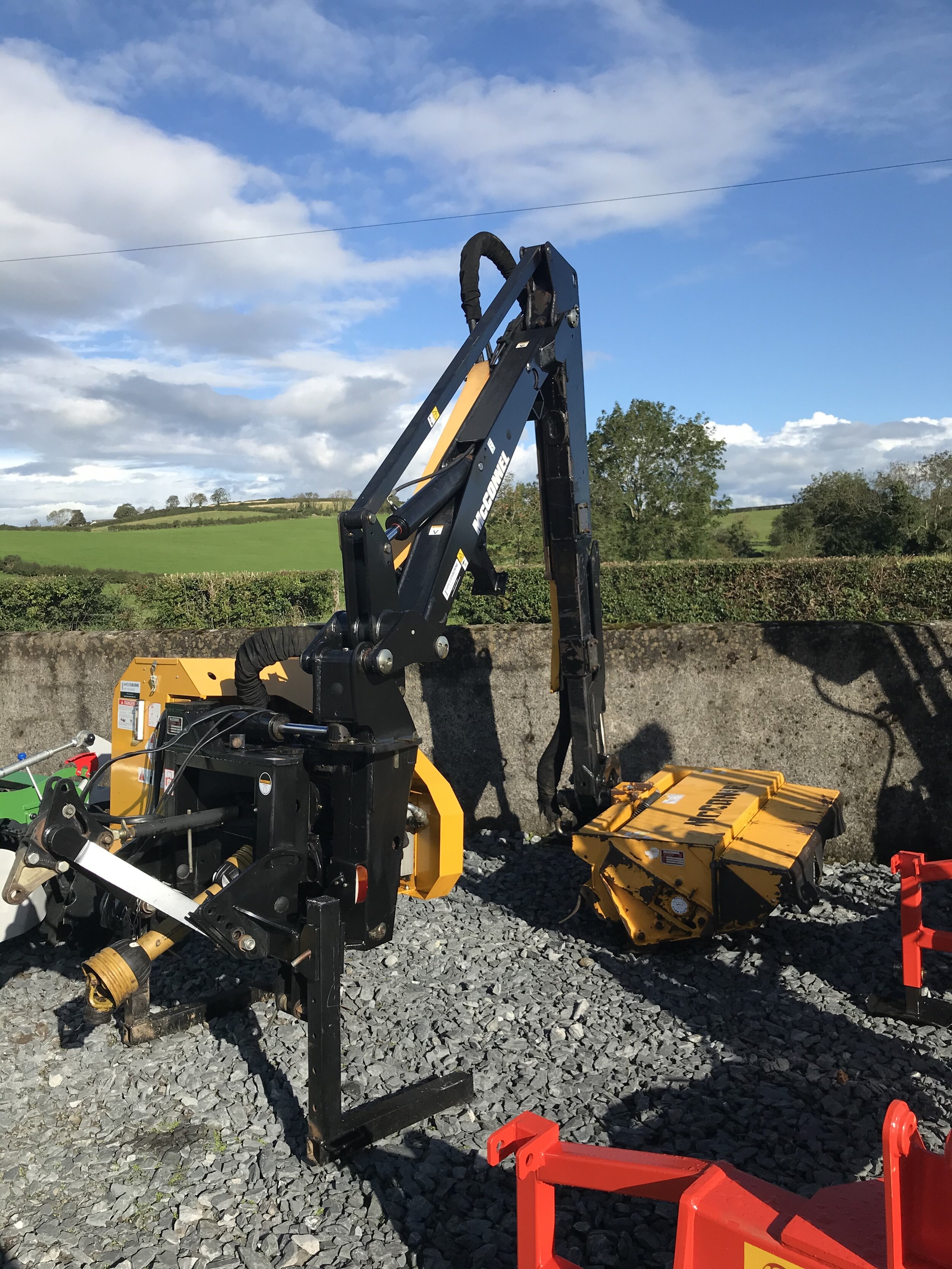 Hedge Cutters — James Osborne Farm Machinery