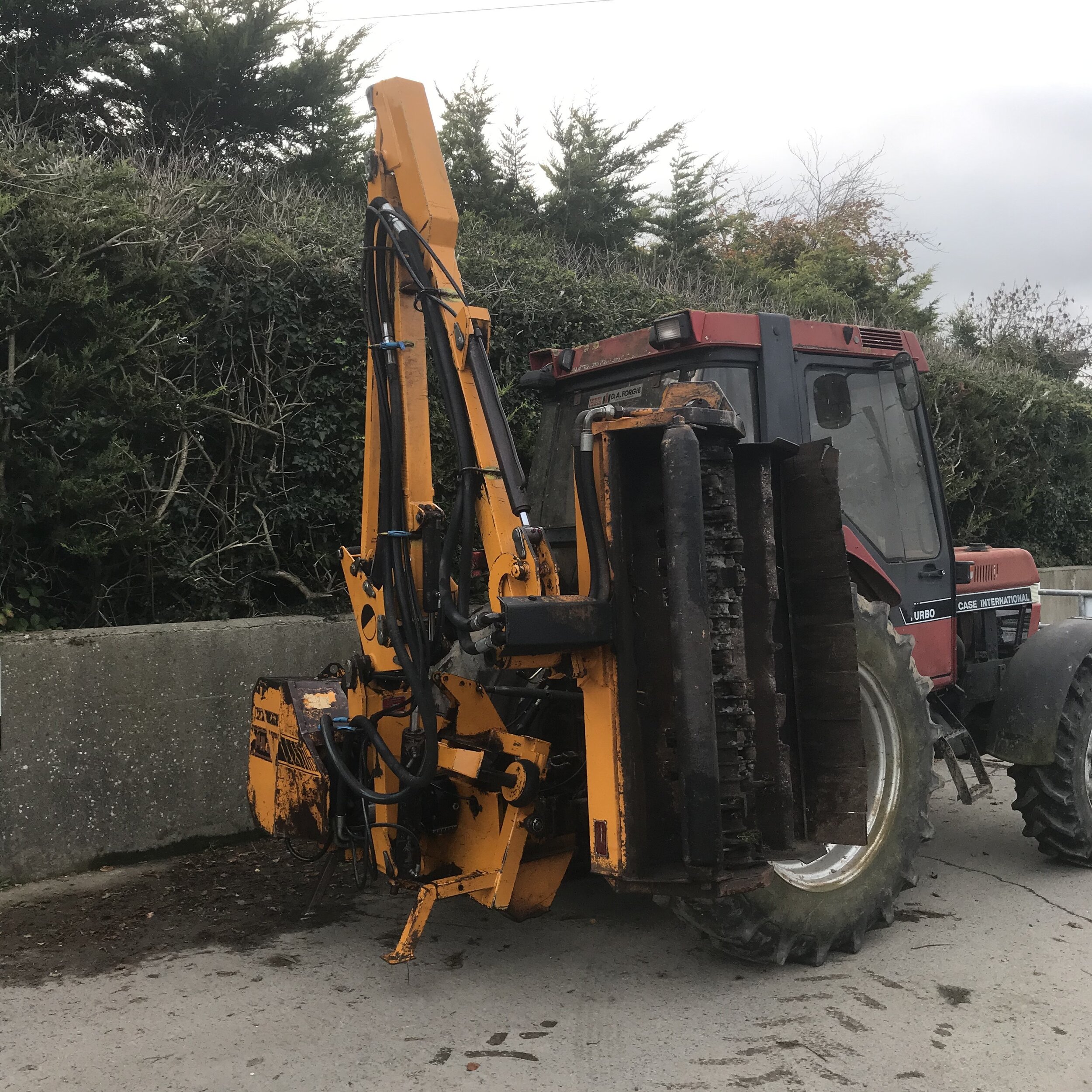 Hedge Cutters — James Osborne Farm Machinery