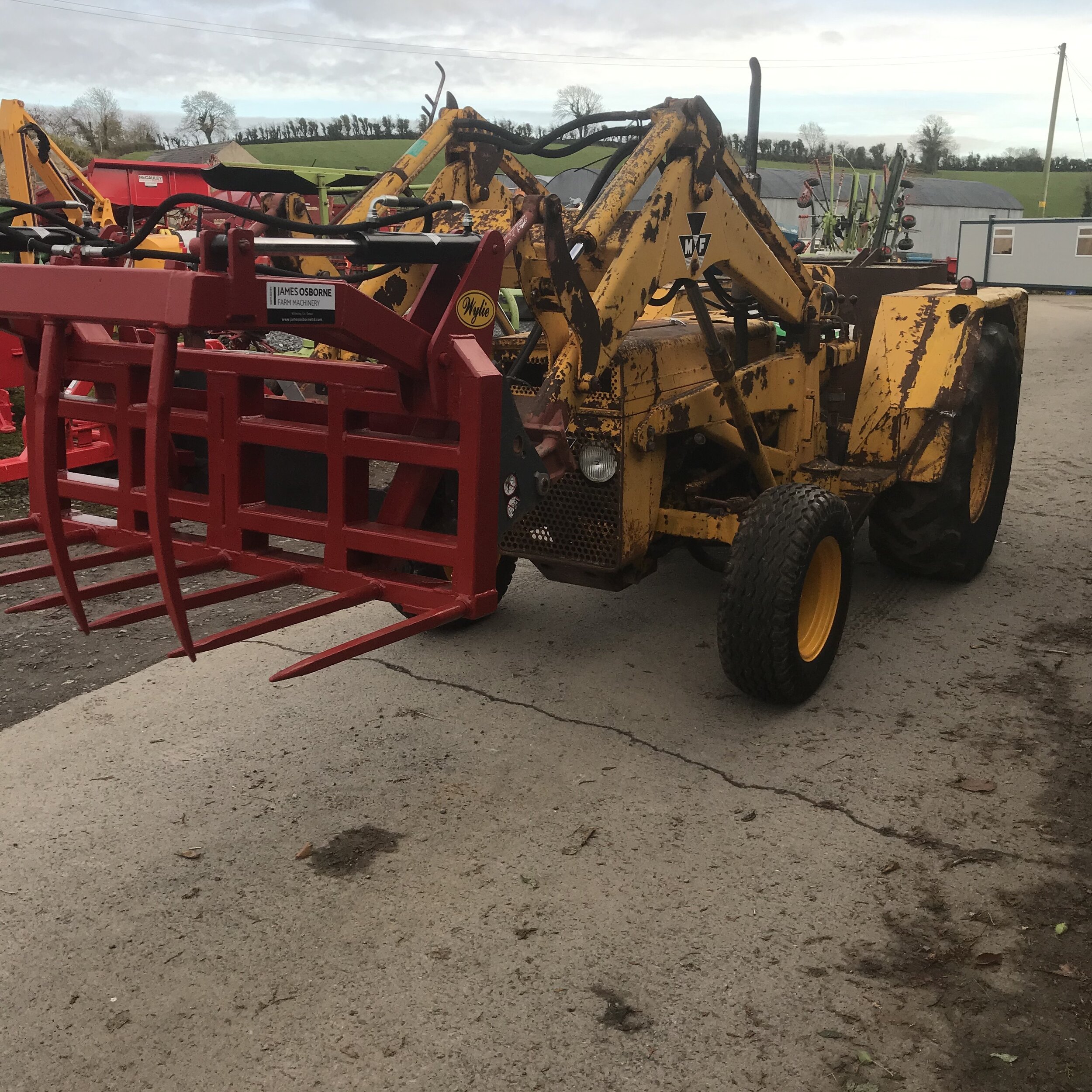 Tractors / Plant — James Osborne Farm Machinery