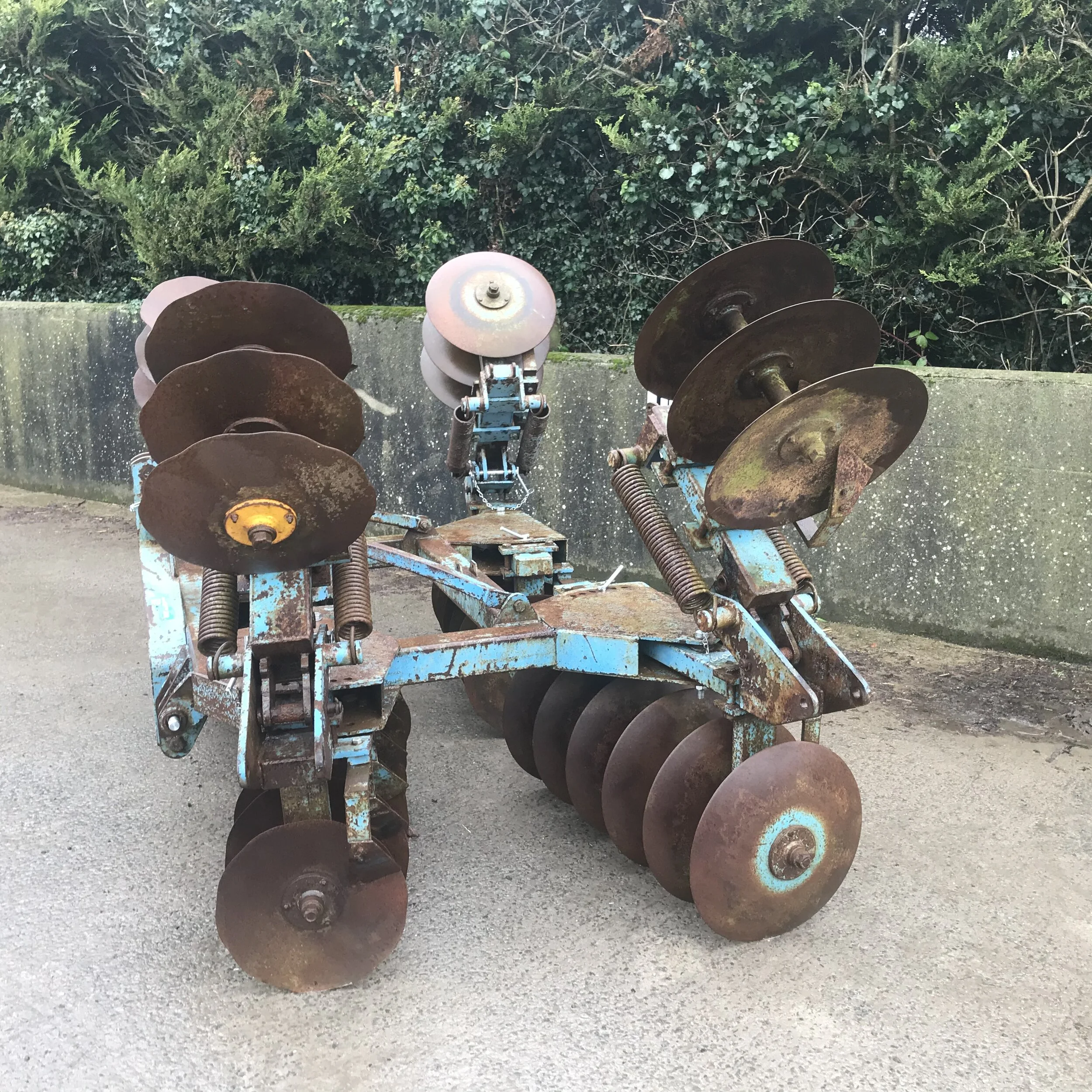 Disc Harrows — James Osborne Farm Machinery