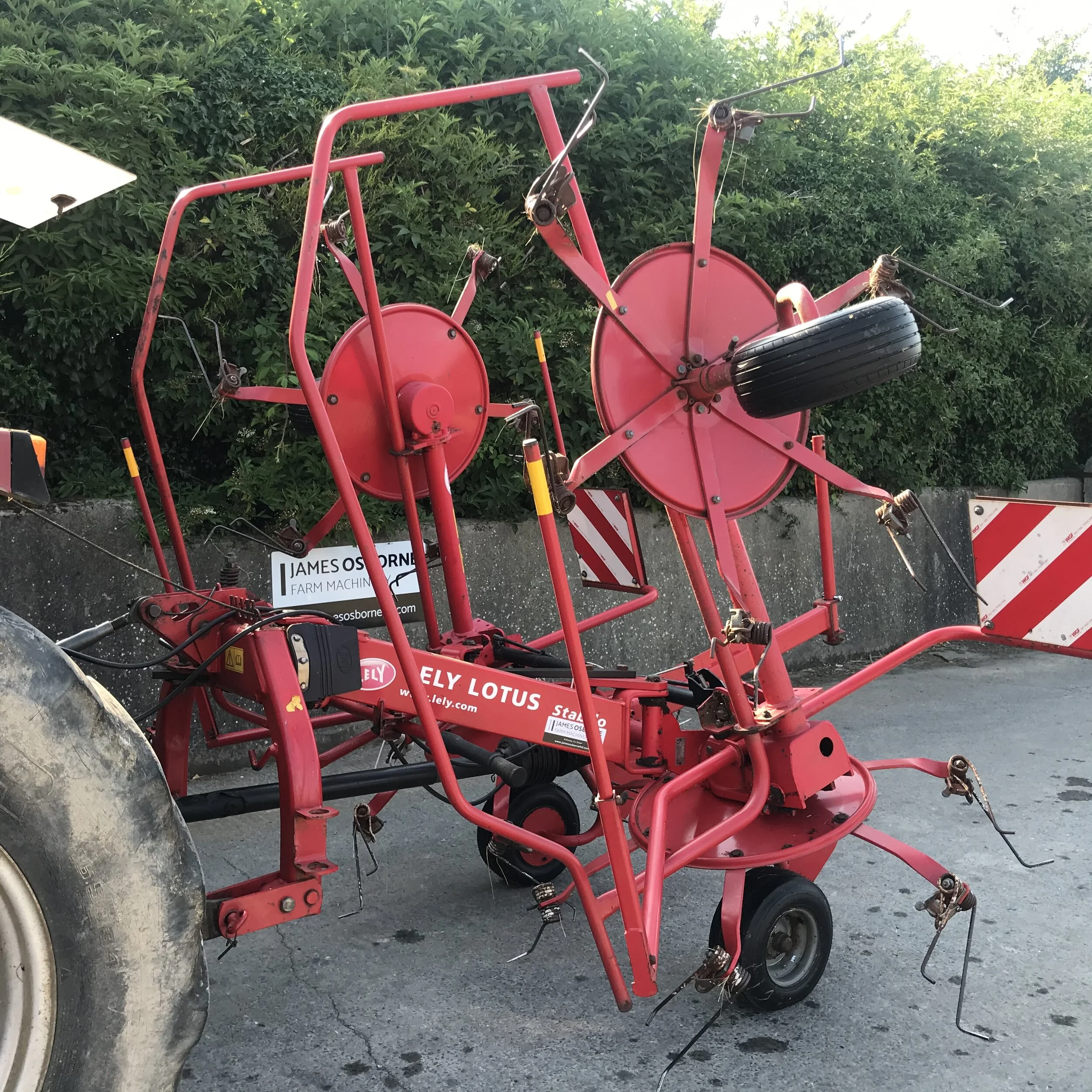 Rakes & Tedders — James Osborne Farm Machinery