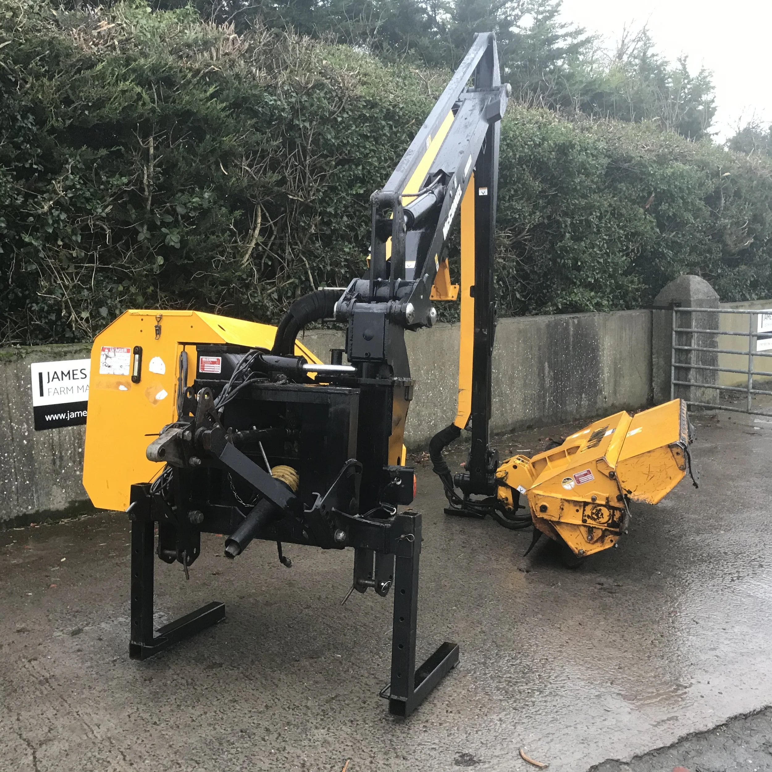 Hedge Cutters — James Osborne Farm Machinery
