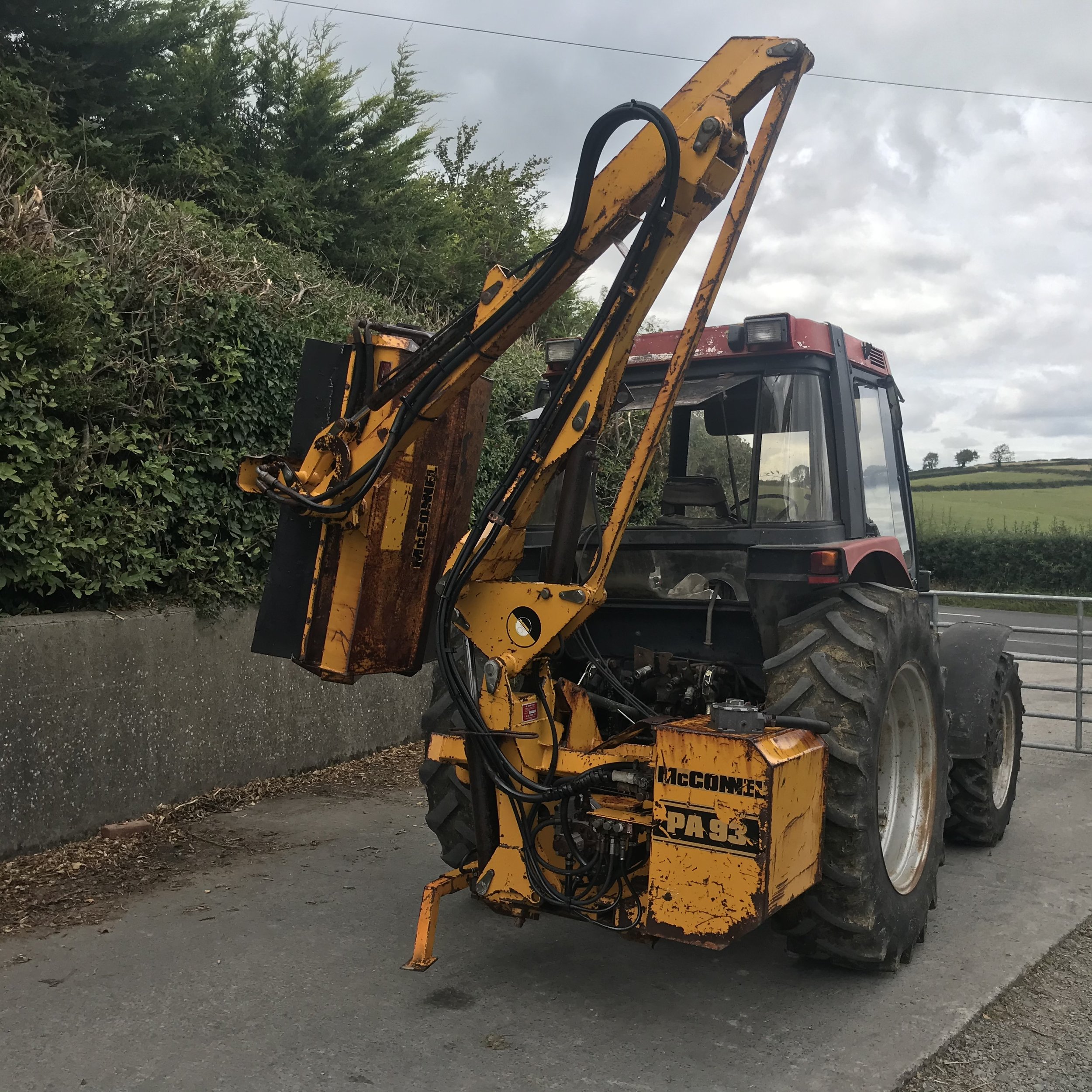 Hedge Cutters — James Osborne Farm Machinery