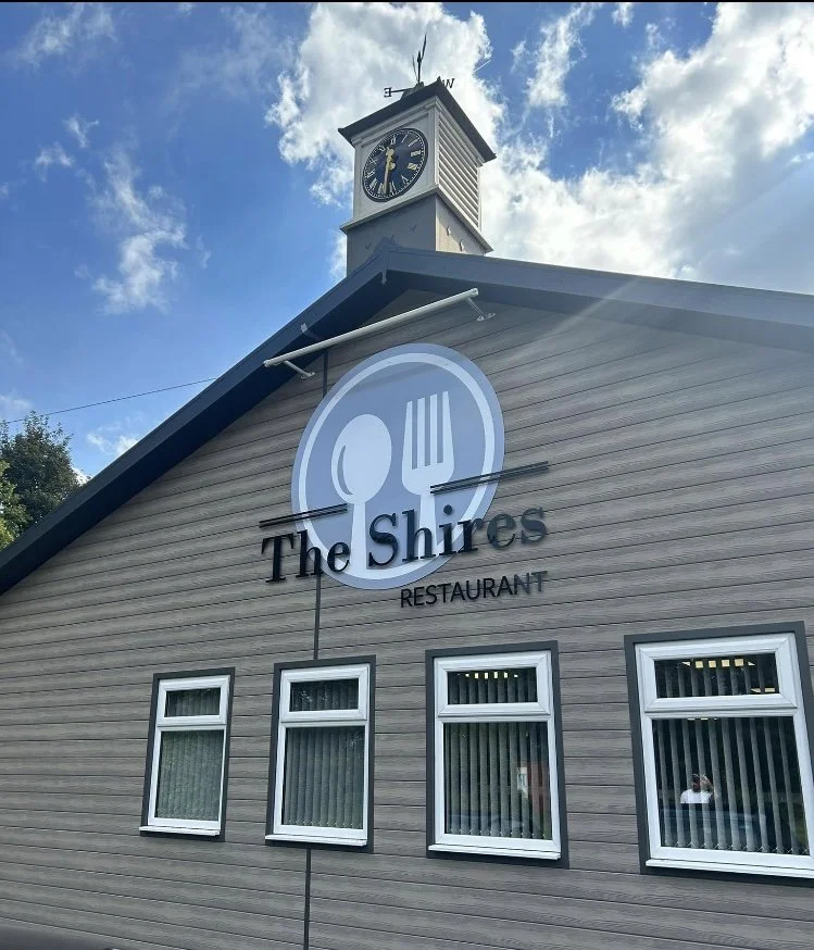 the shires pub and restaurant
