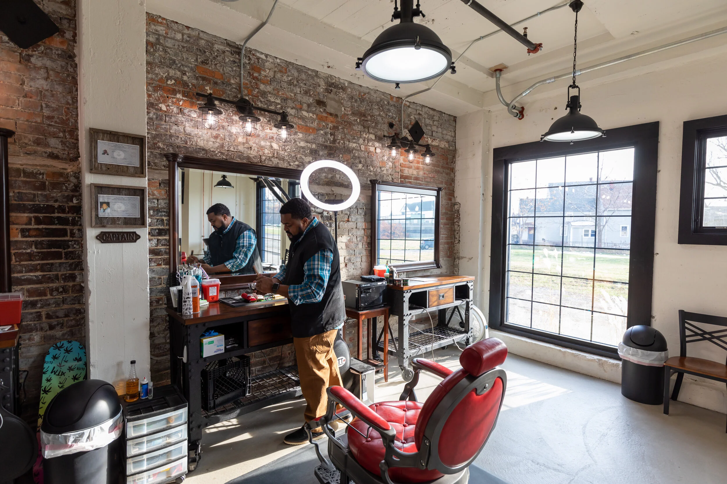 COVE & MILL BARBERING CO.